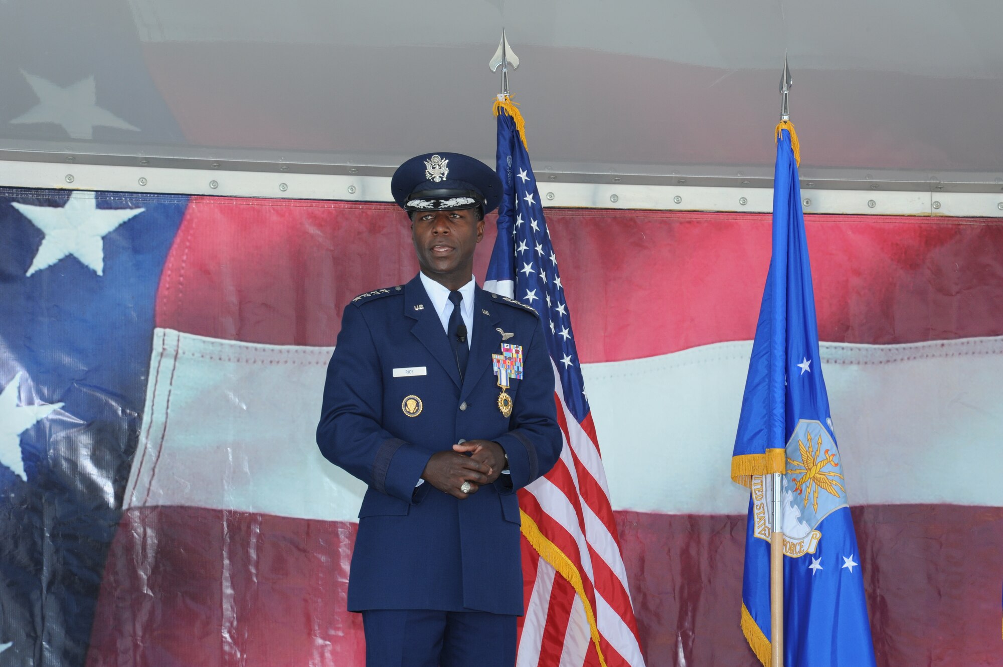AETC commander retires after 35 years of service > Air Education and Training Command > Article ...