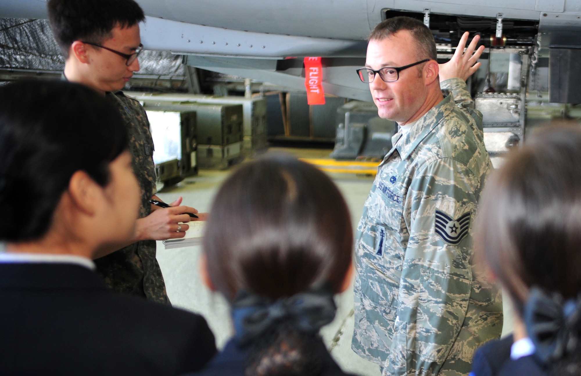 ROK army ROTC cadets experience Osan from inside out > Osan Air Base > Article Display