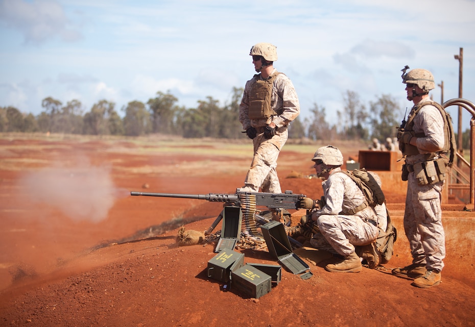'Lava Dogs' machine gunners conduct weapons package training > United ...