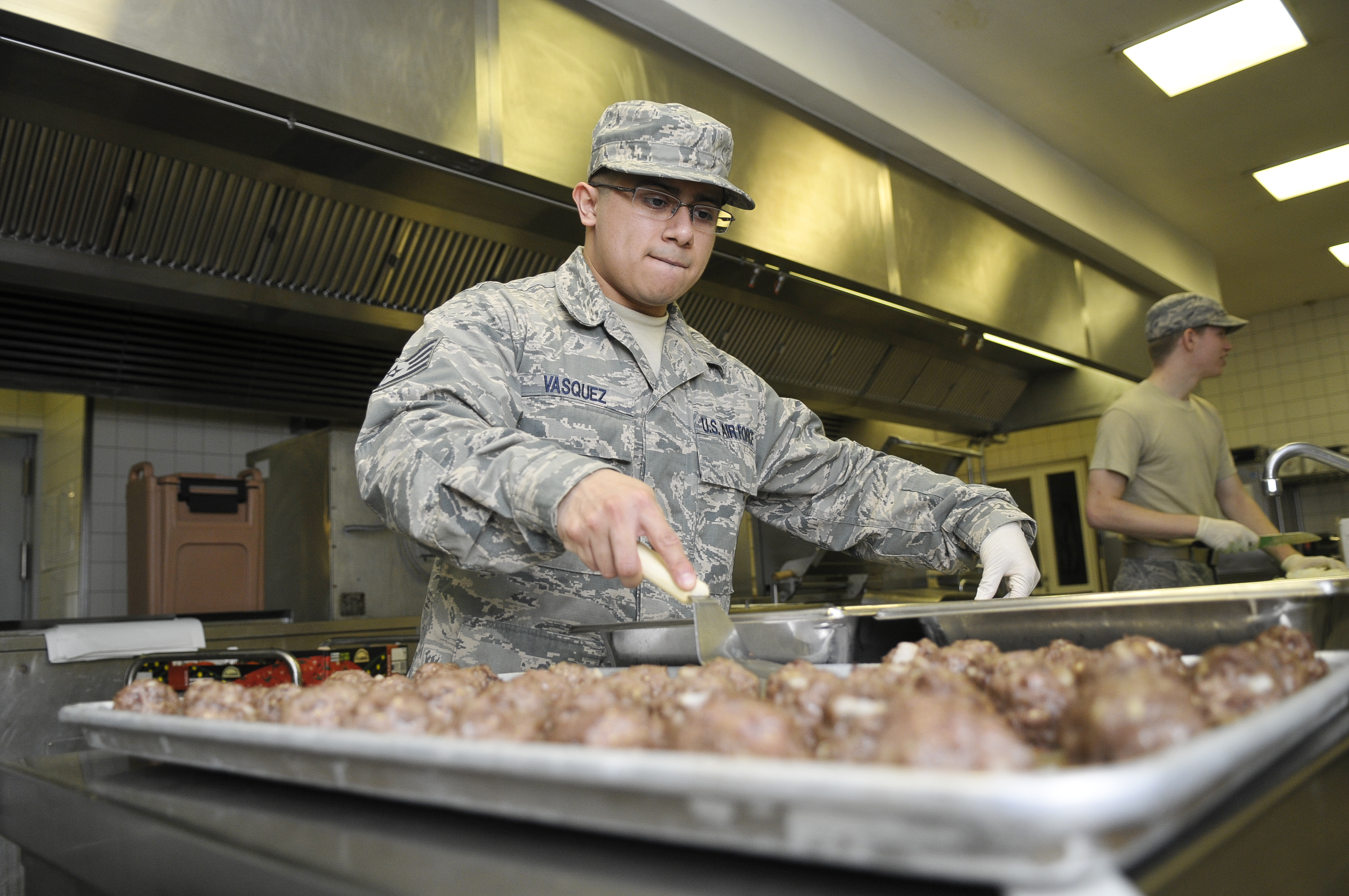 DFAC provides food for the soul > Ramstein Air Base > Article Display