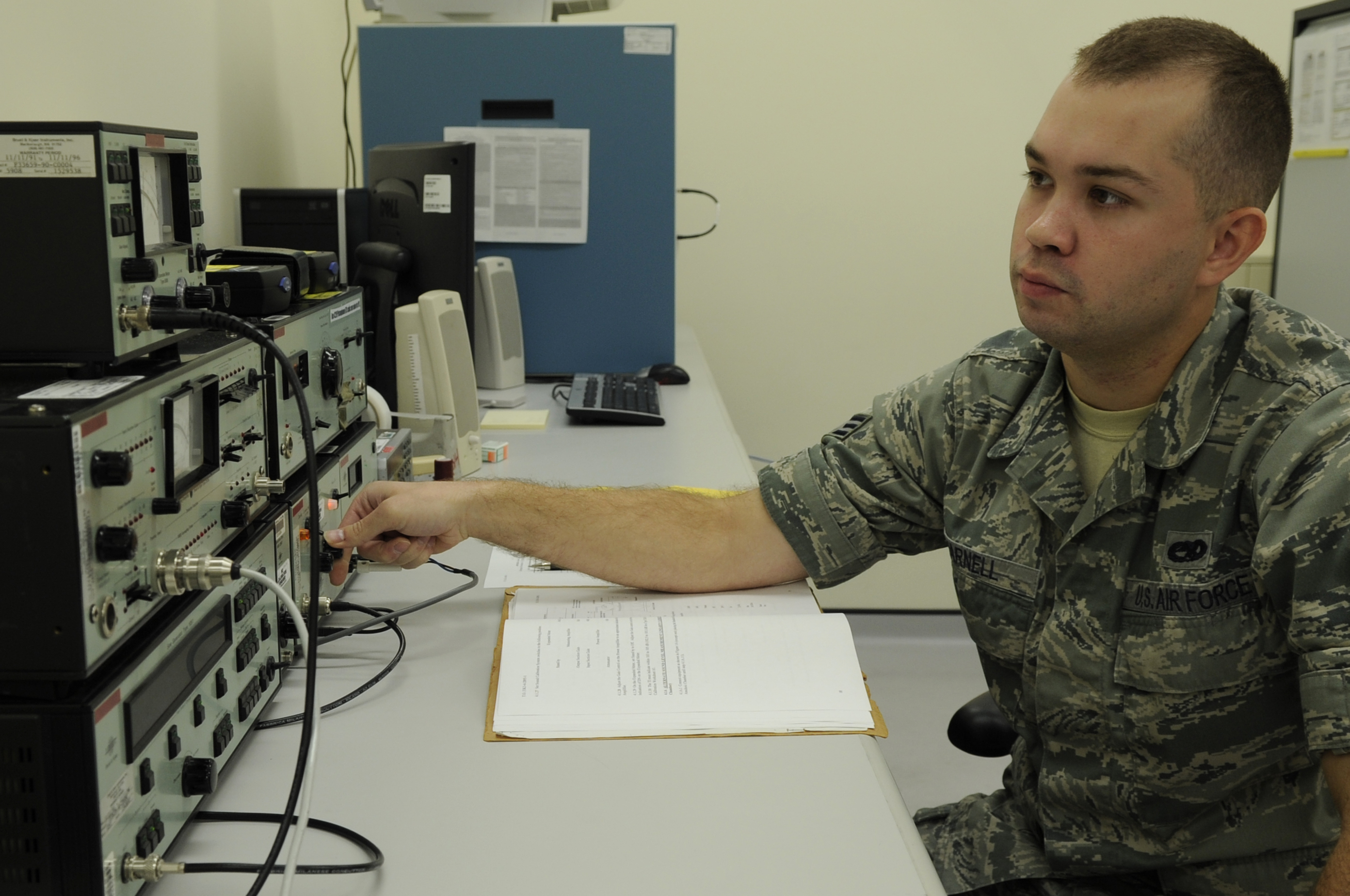Kadena PMEL keeps PACOM's calibrations precise > Pacific Air Forces ...