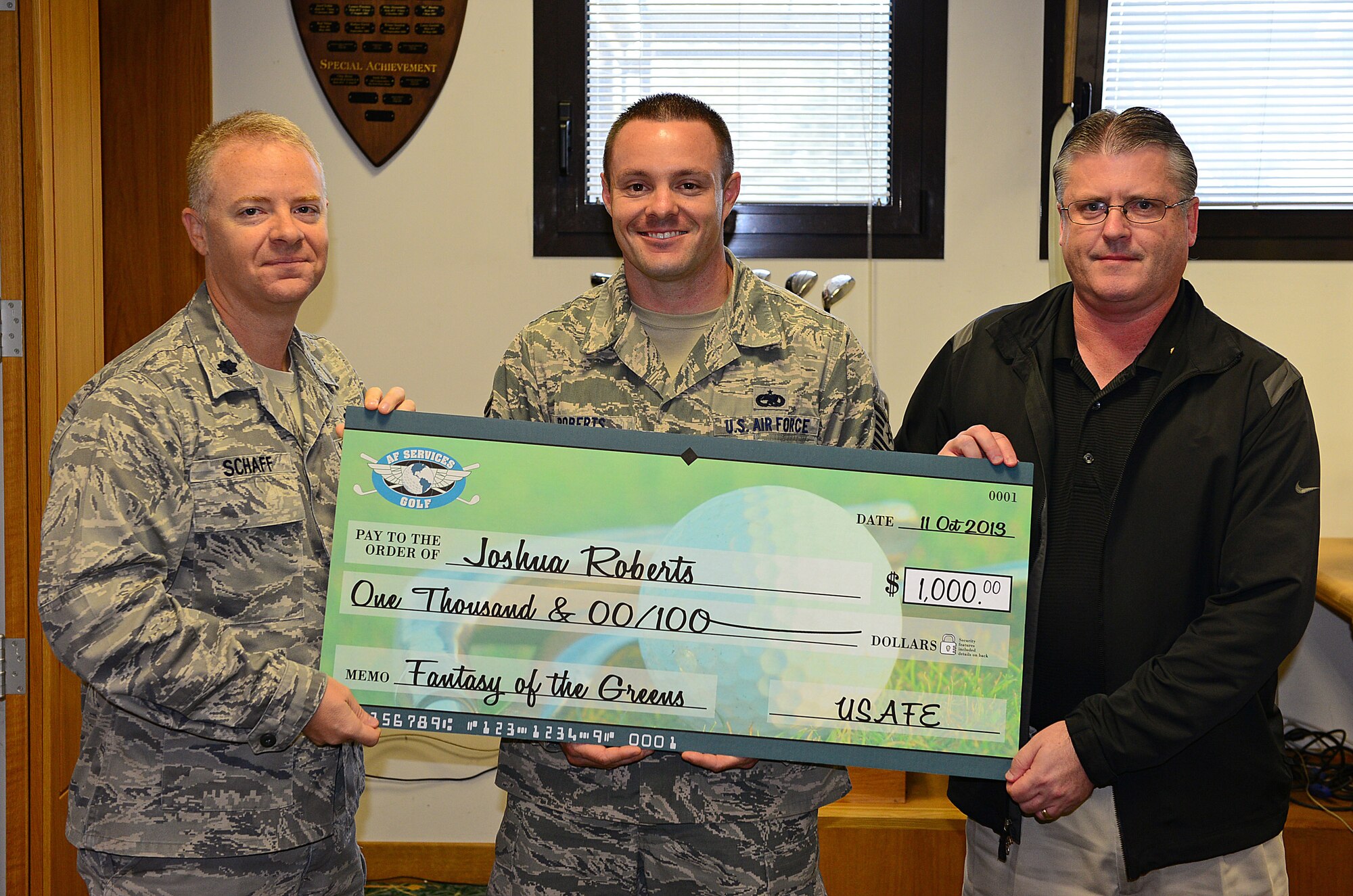 Aviano Airman wins USAFE golf promotion > Aviano Air Base > Display