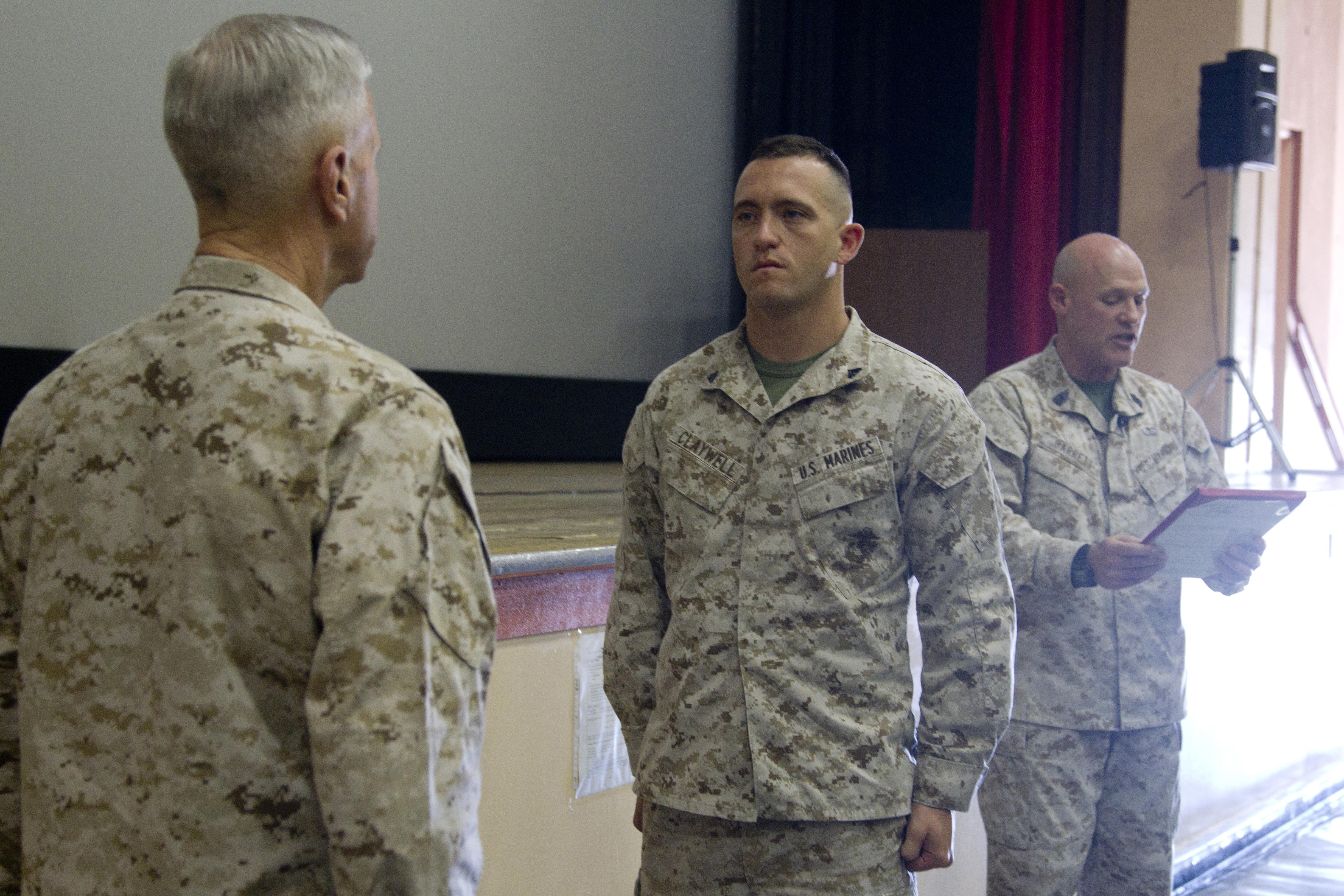 Commandant and Sergeant Major of the Marine Corps Visit Combat Center