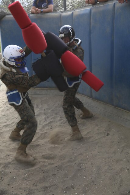 Recruits apply hand-to-hand combat skills > United States Marine Corps ...