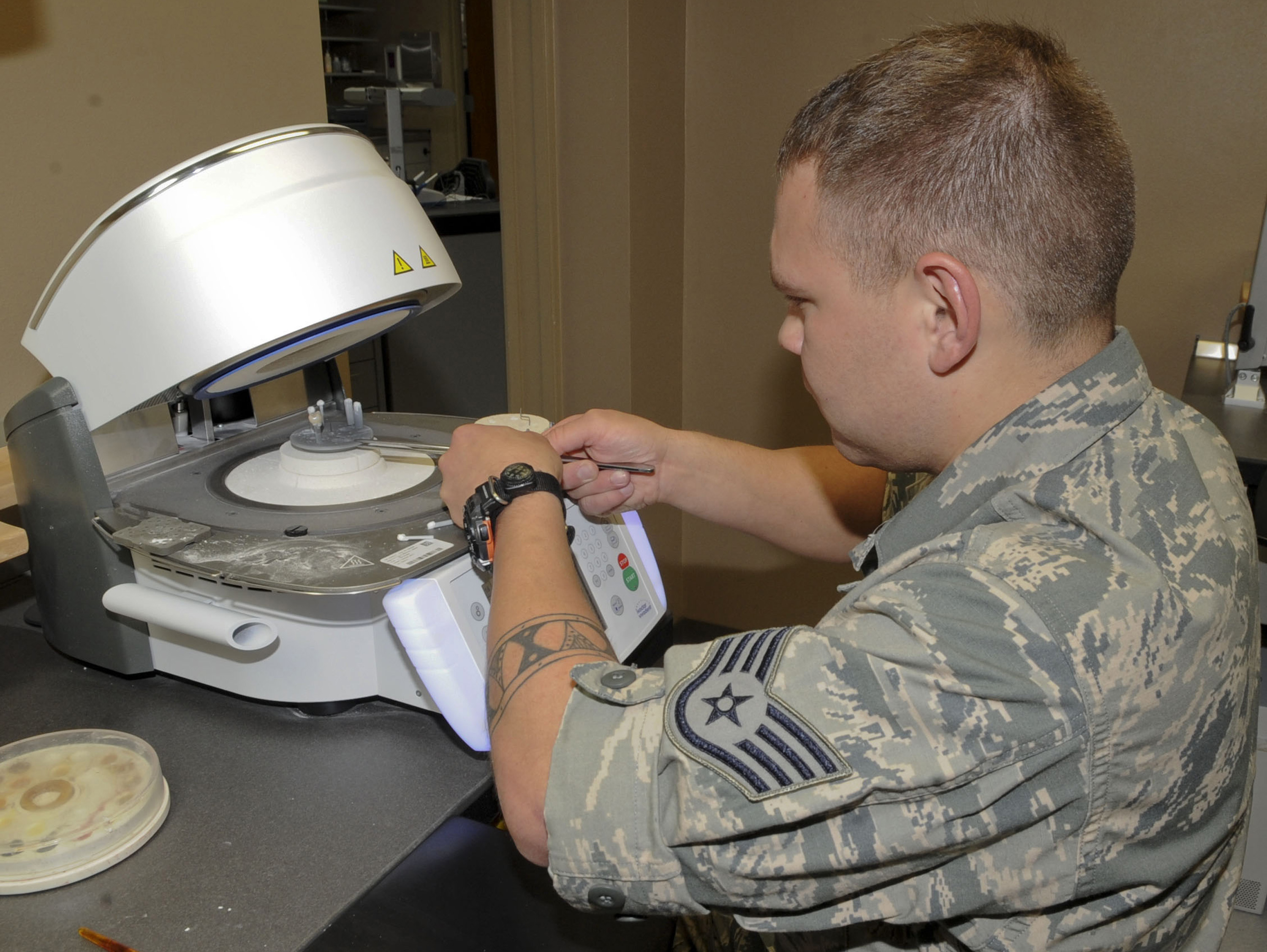 2nd Dental Squadron lab techs get into the groove > Barksdale Air Force ...