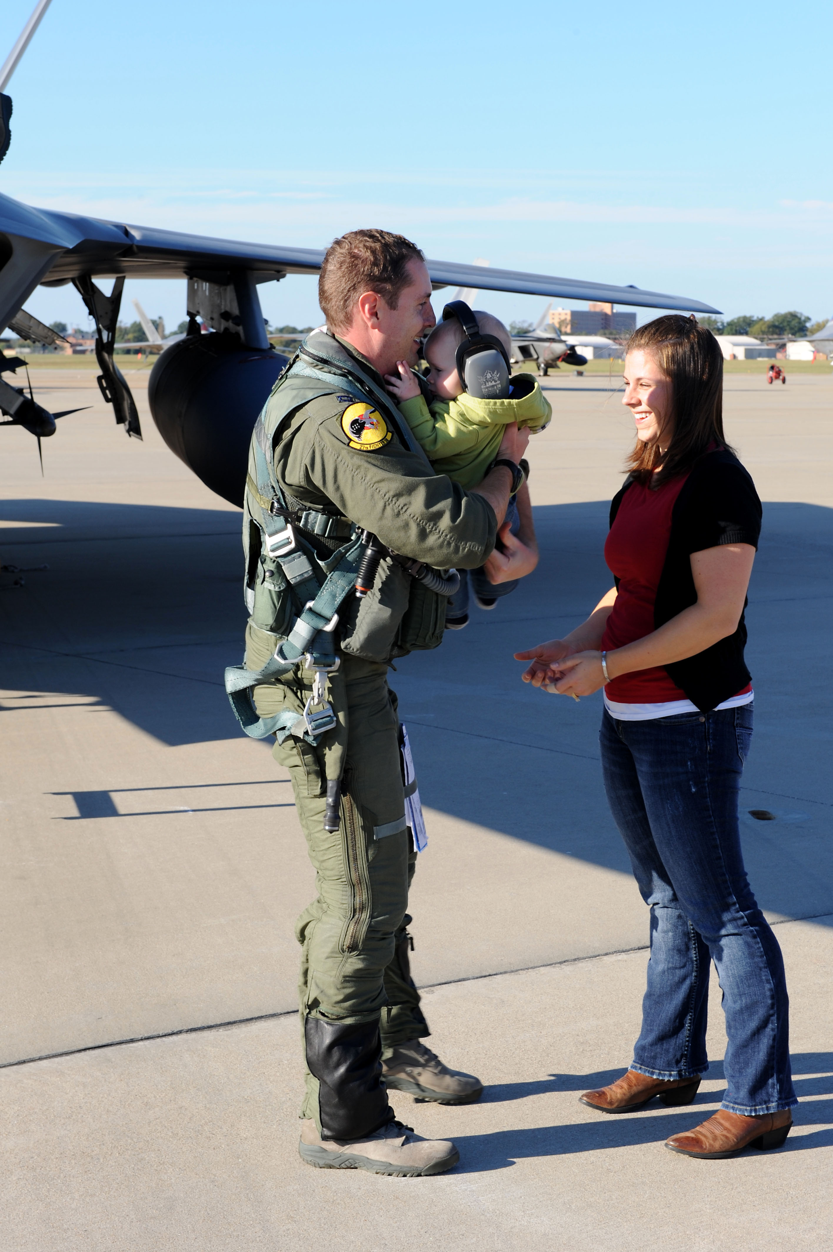 27th FS Airmen return home from deployment