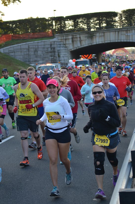 Marine Corps Marathon begins