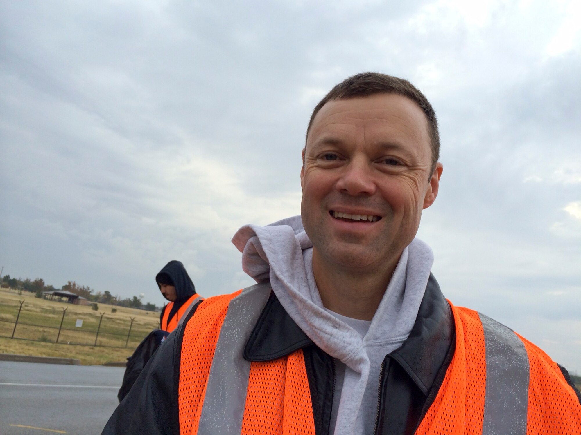 Volunteers clean up Altus > Altus Air Force Base > Article Display