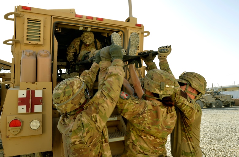 Only Air Force Forward Surgical Team saves service members lives > Air ...