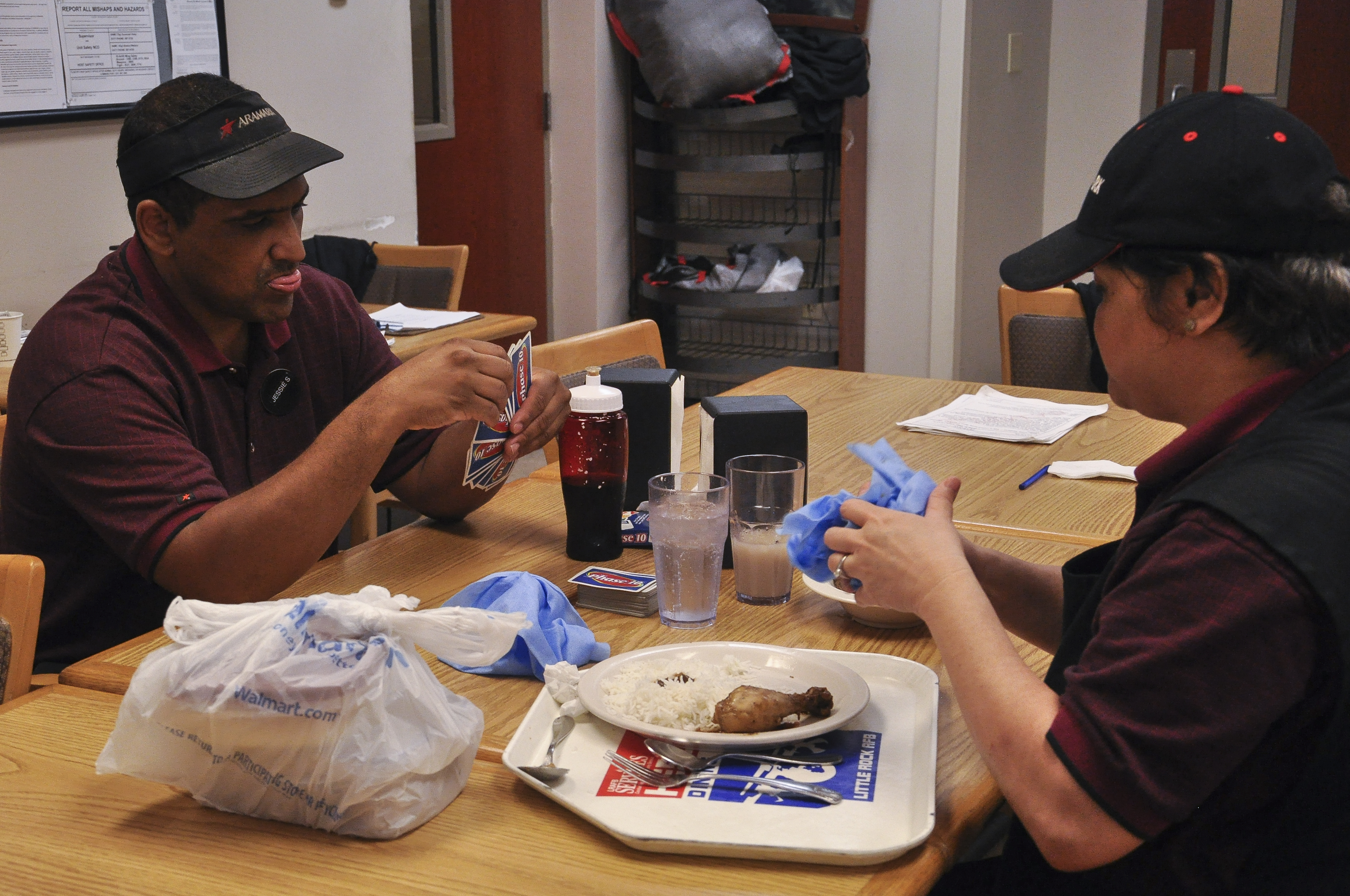 Behind the scenes: the 19th Force Support Squadron DFAC > Little Rock ...