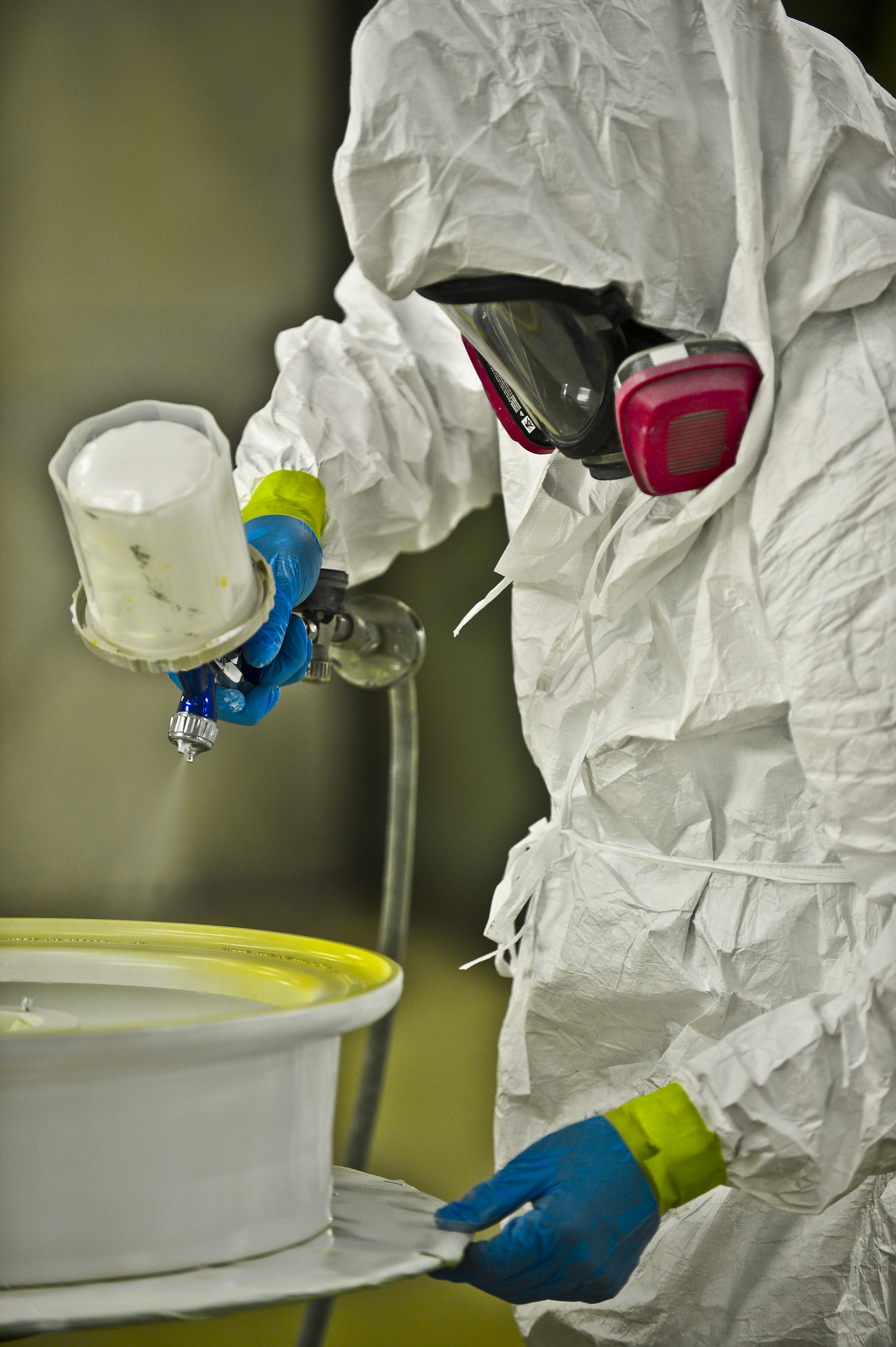 Jumpsuit gun wielder