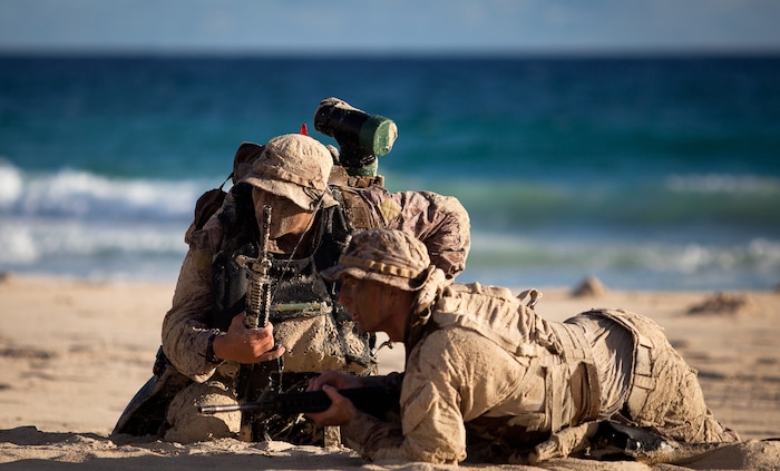 'Lava Dogs,' 13th MEU talk boats