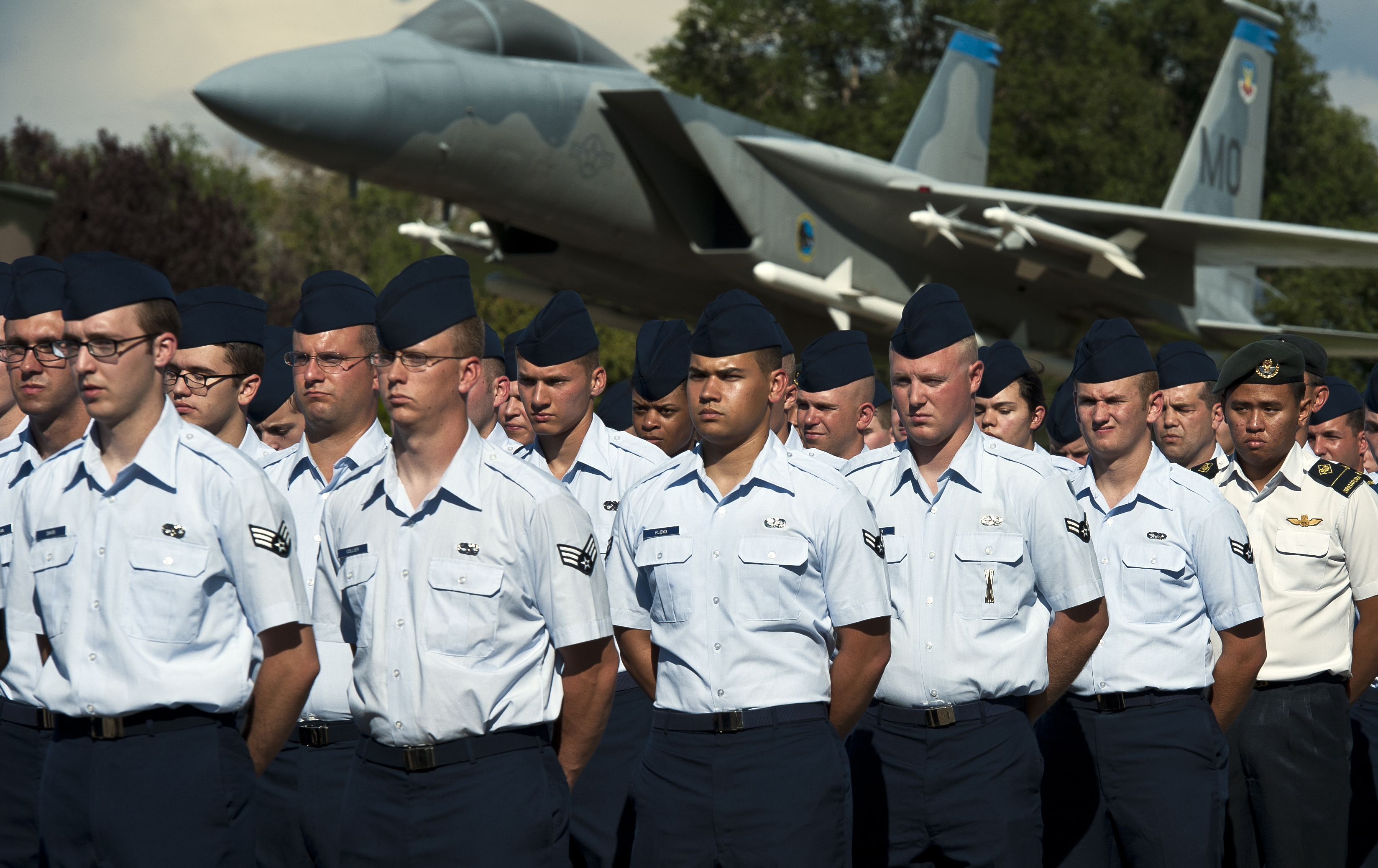 Sound 'Retreat!' > Mountain Home Air Force Base > Article Display
