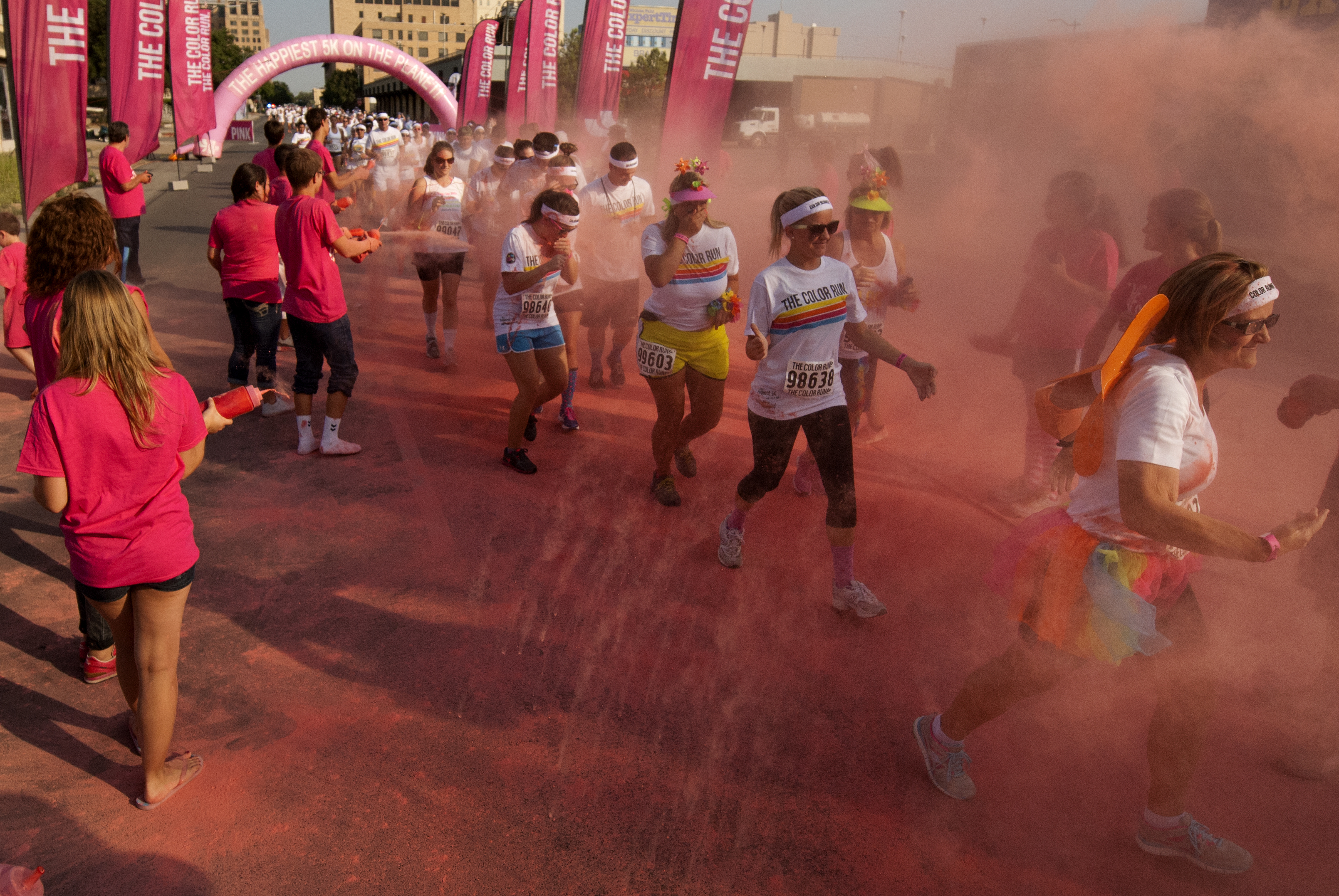 Sheppard volunteers blast at the Color Run > Sheppard Air Force Base ...