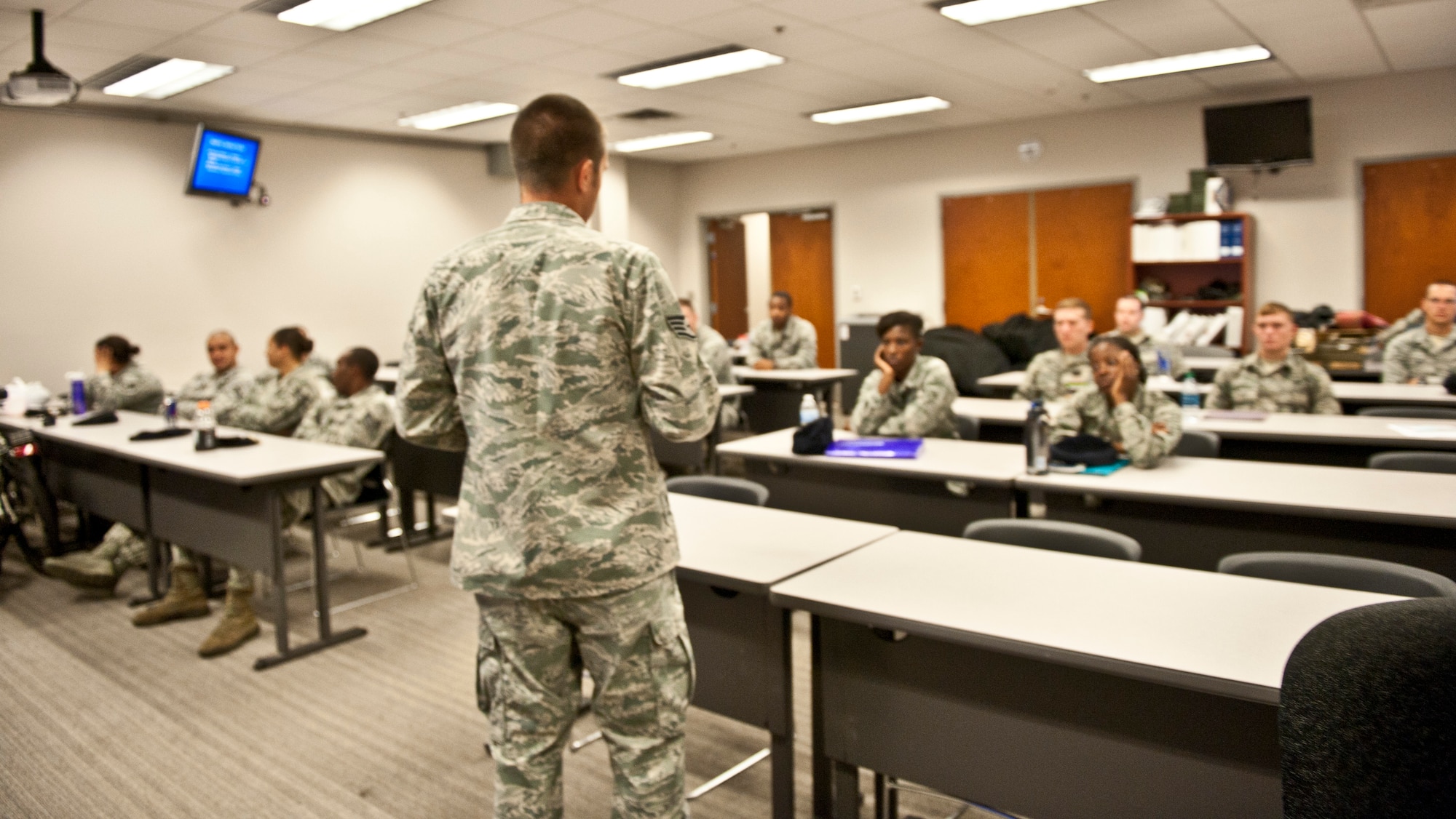 1st SOSFS Airmen become DUI detectives > Hurlburt Field > Article Display