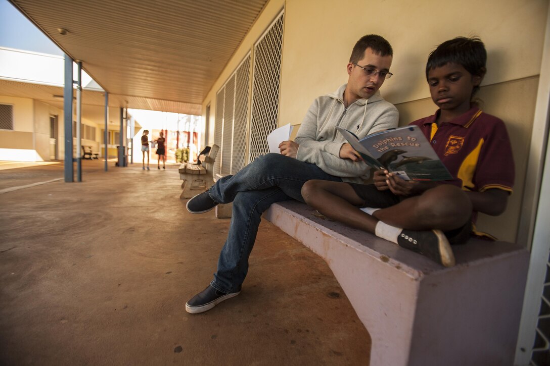 Marines, sailors go 'back to school' in Australia