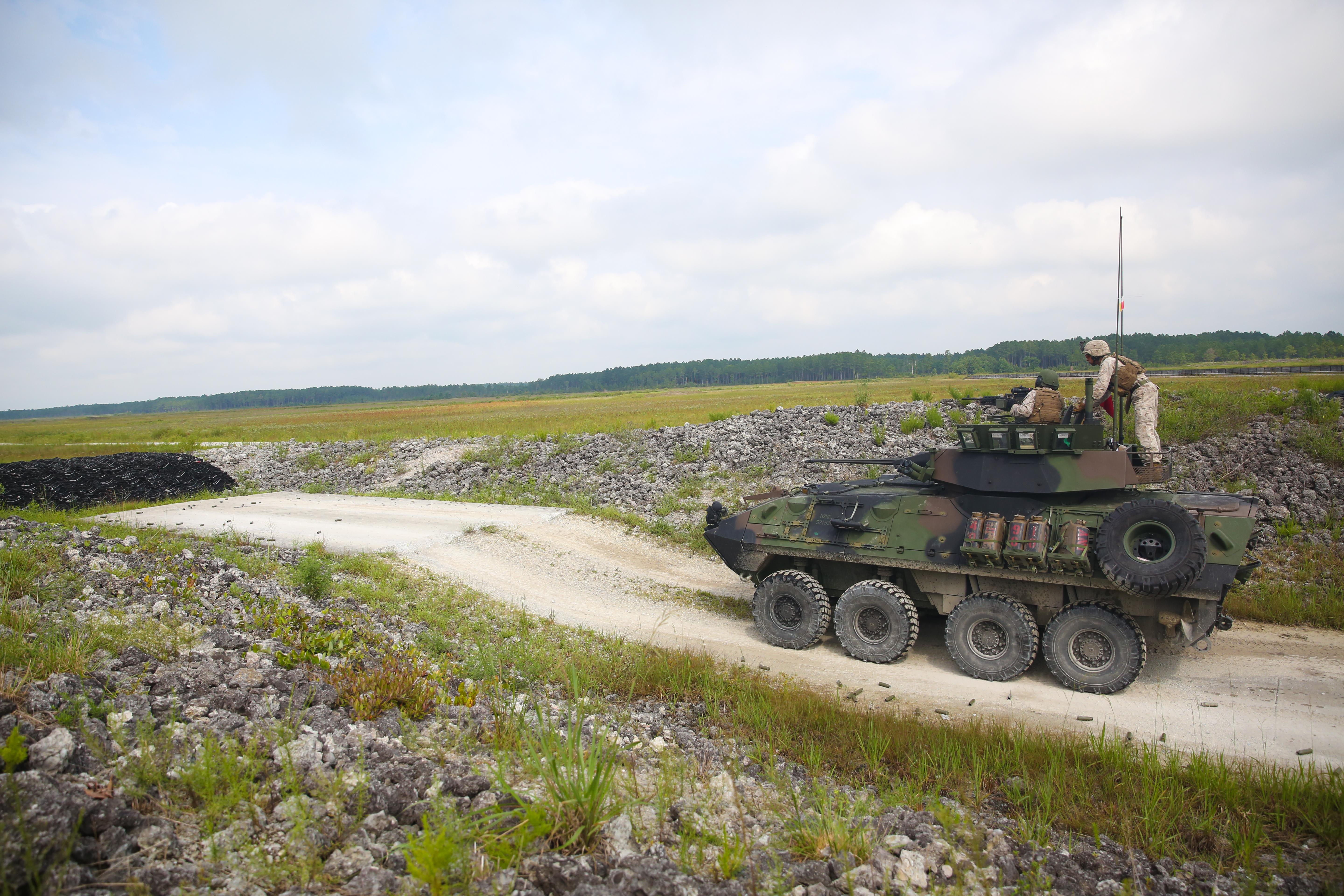 LAR conducts annual gunnery training > United States Marine Corps ...