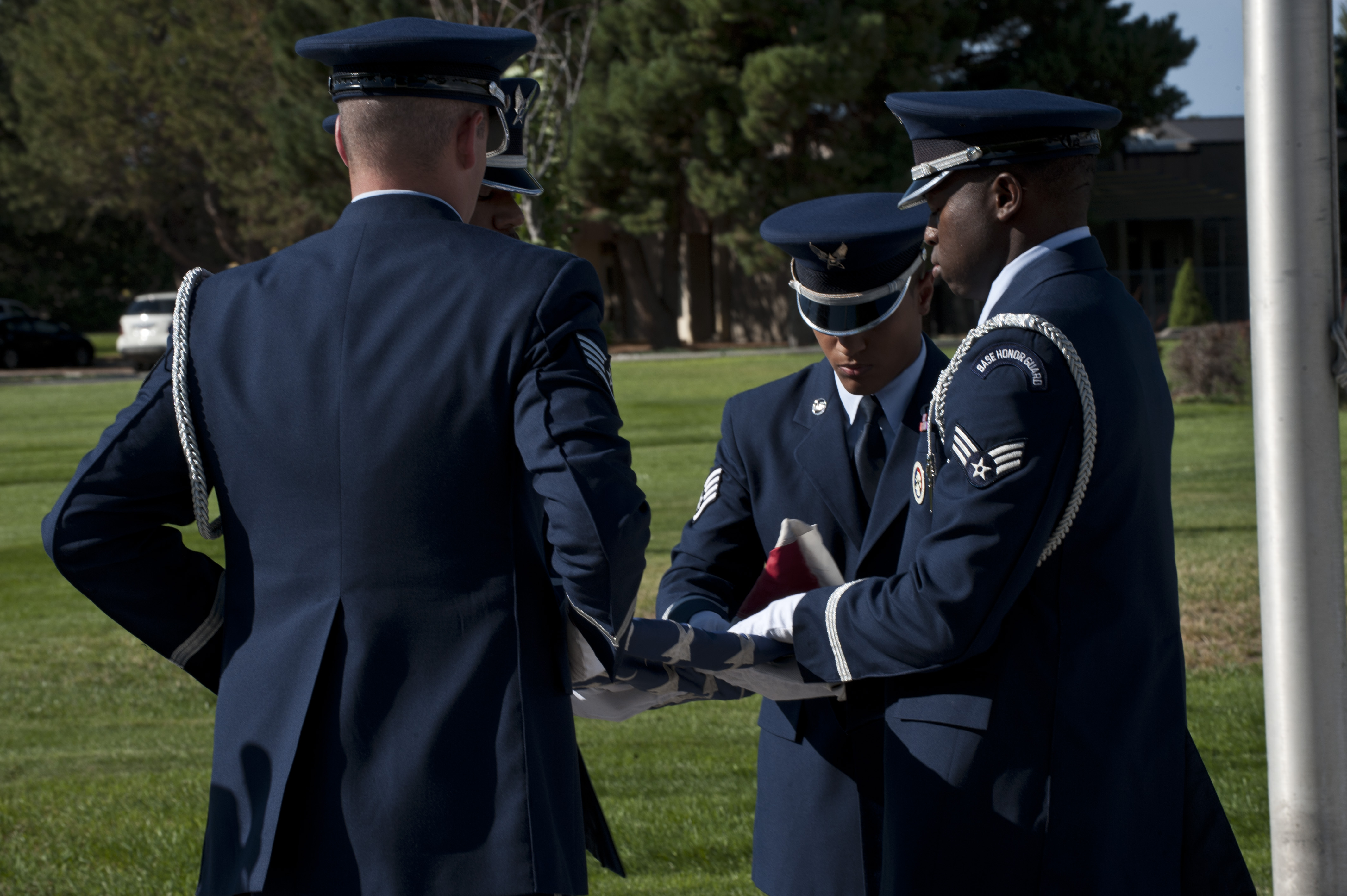 Airmen celebrate with community during Air Force Appreciation Days ...