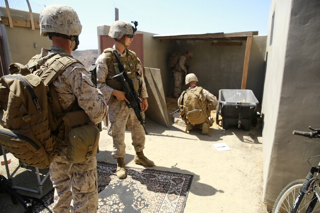 Tactical sight exploitation training prepares Marines for deployment ...