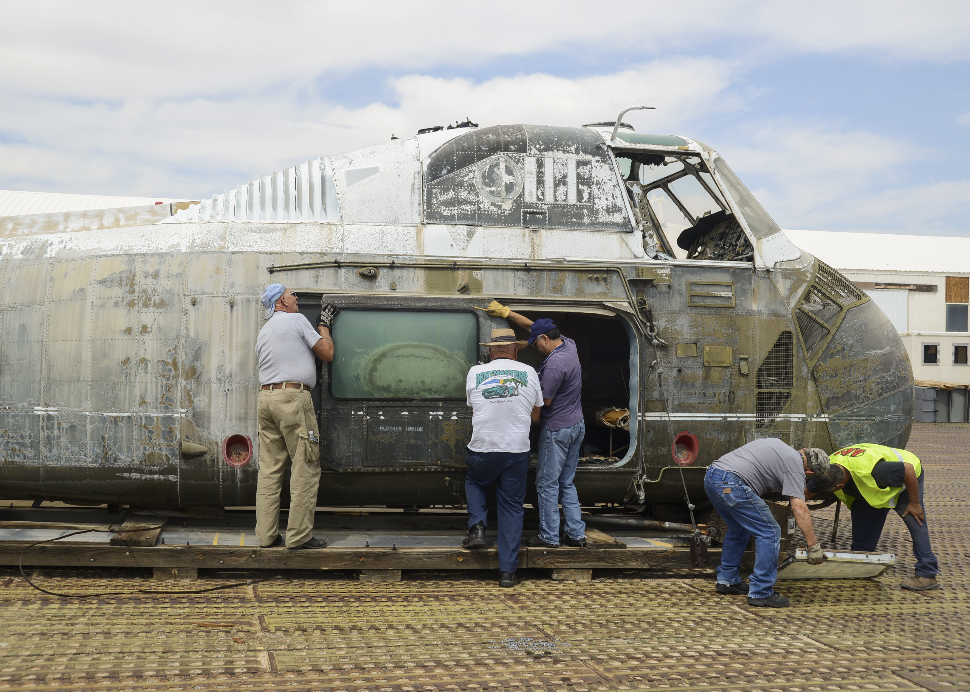 AFFT Museum moves helicopter to Texas > Edwards Air Force Base > News