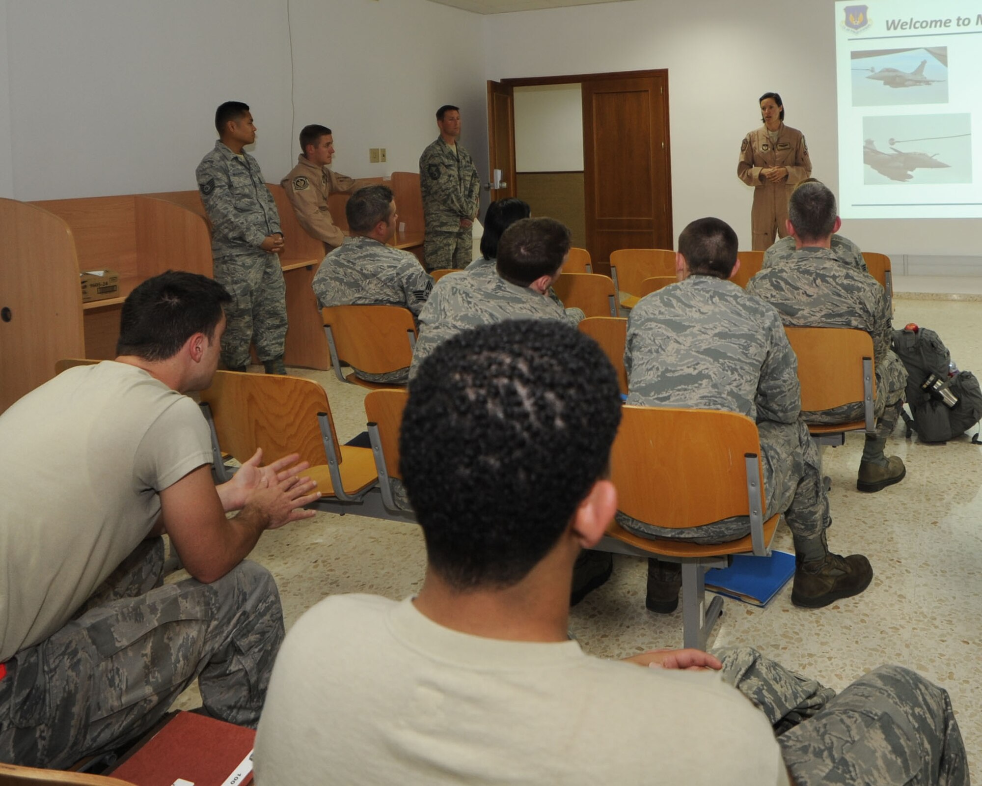 Deployed Airmen relieved, reunite with families > Royal Air Force ...