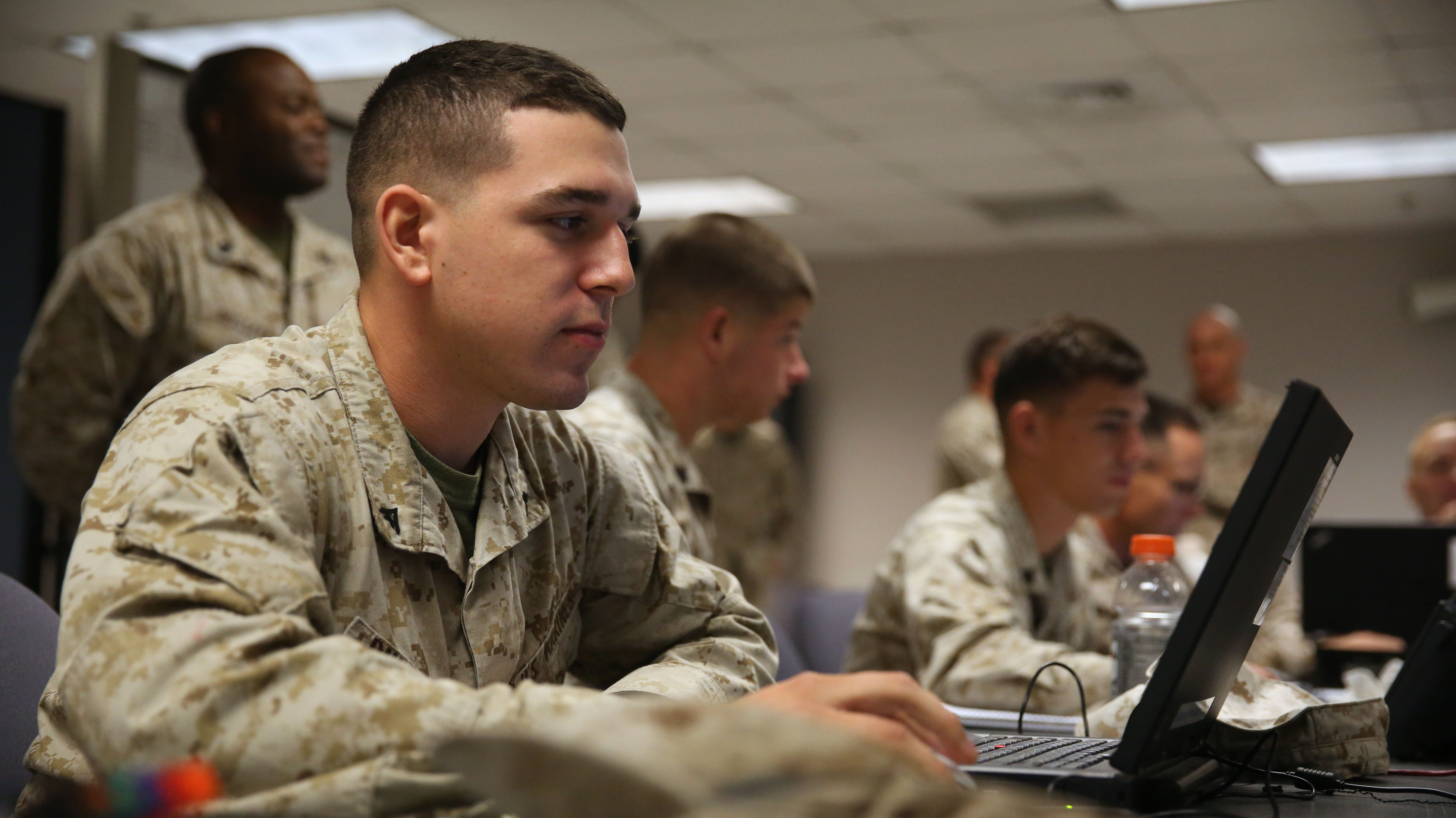 6th Marines simulates combat situation