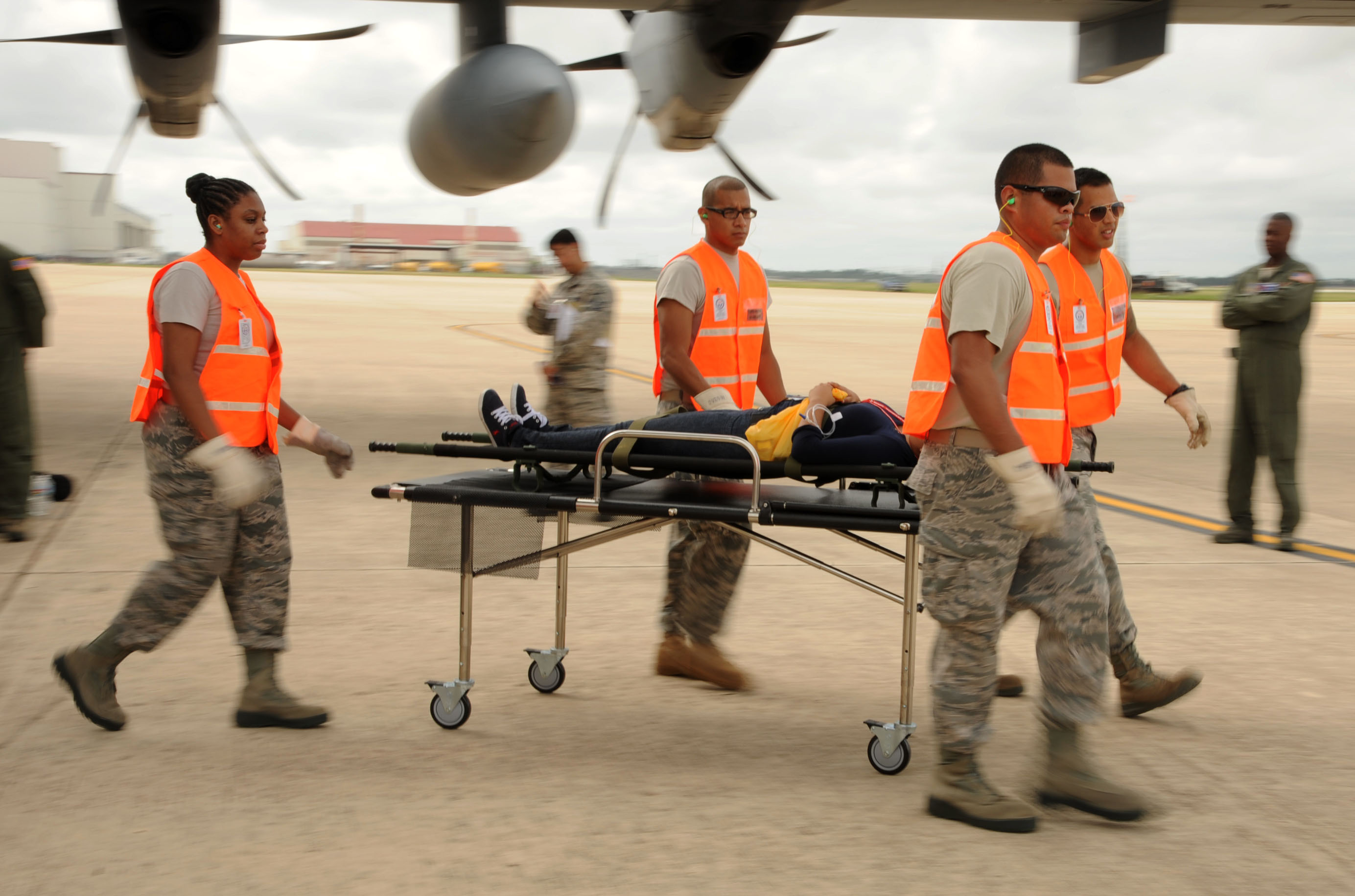 Military medicine plays key role in national disaster exercise > Air ...