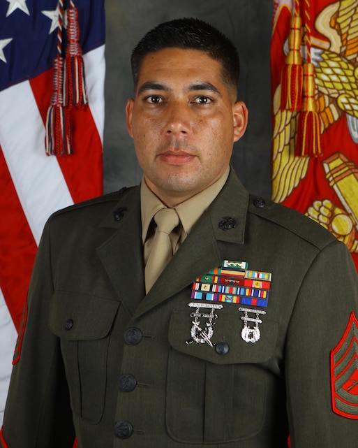 Gunnery Sergeant Tracy Martinez > 1st Marine Division > Biography