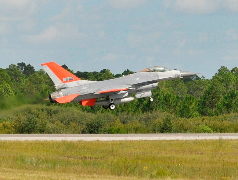 First unmanned QF-16 flight takes place > U.S. Air Force > Article Display