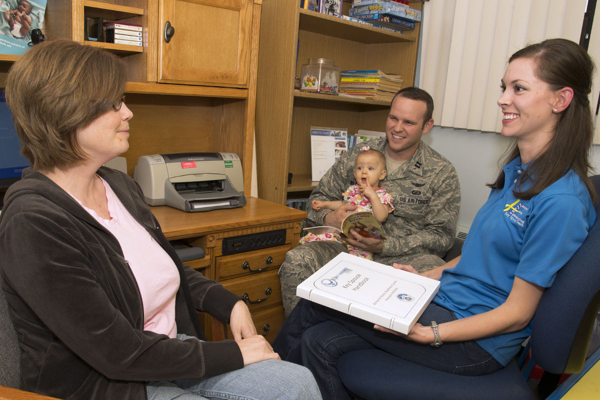 Key Spouse wants to 'pay it forward' > Hanscom Air Force Base > Article ... Key Spouse wants to 'pay it forward' > Hanscom Air Force Base > Article ...