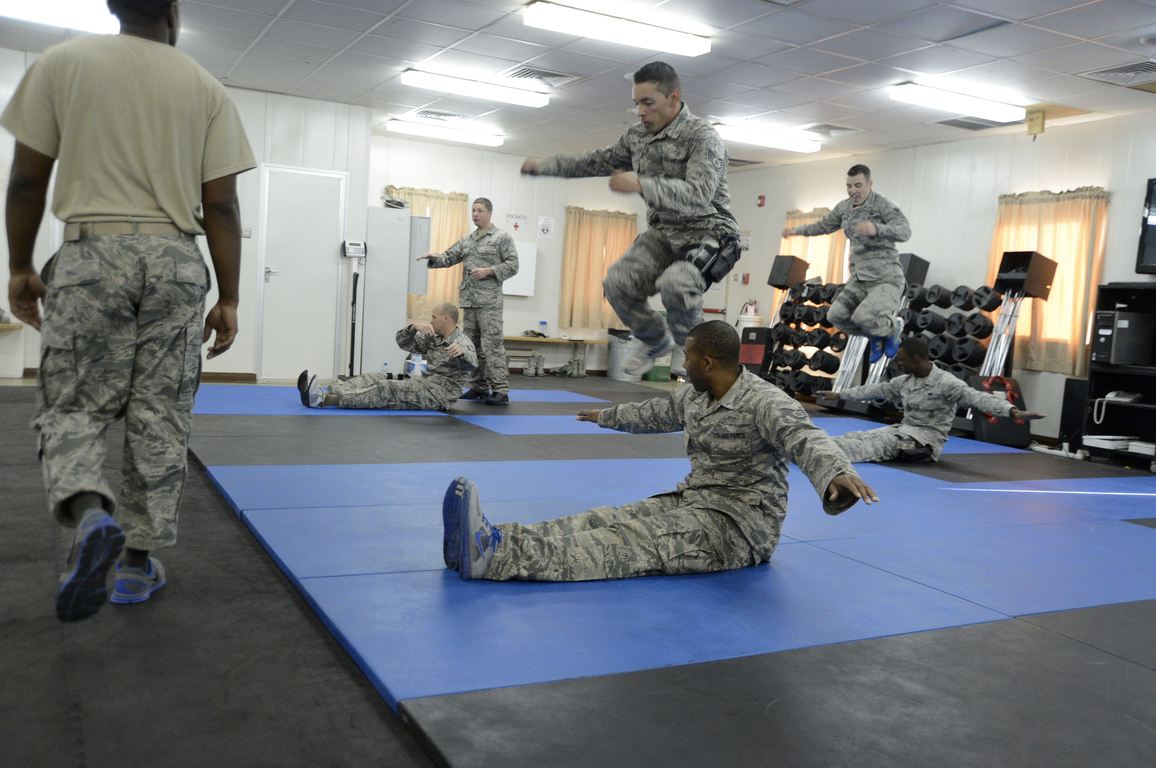 Check 6 trains techniques