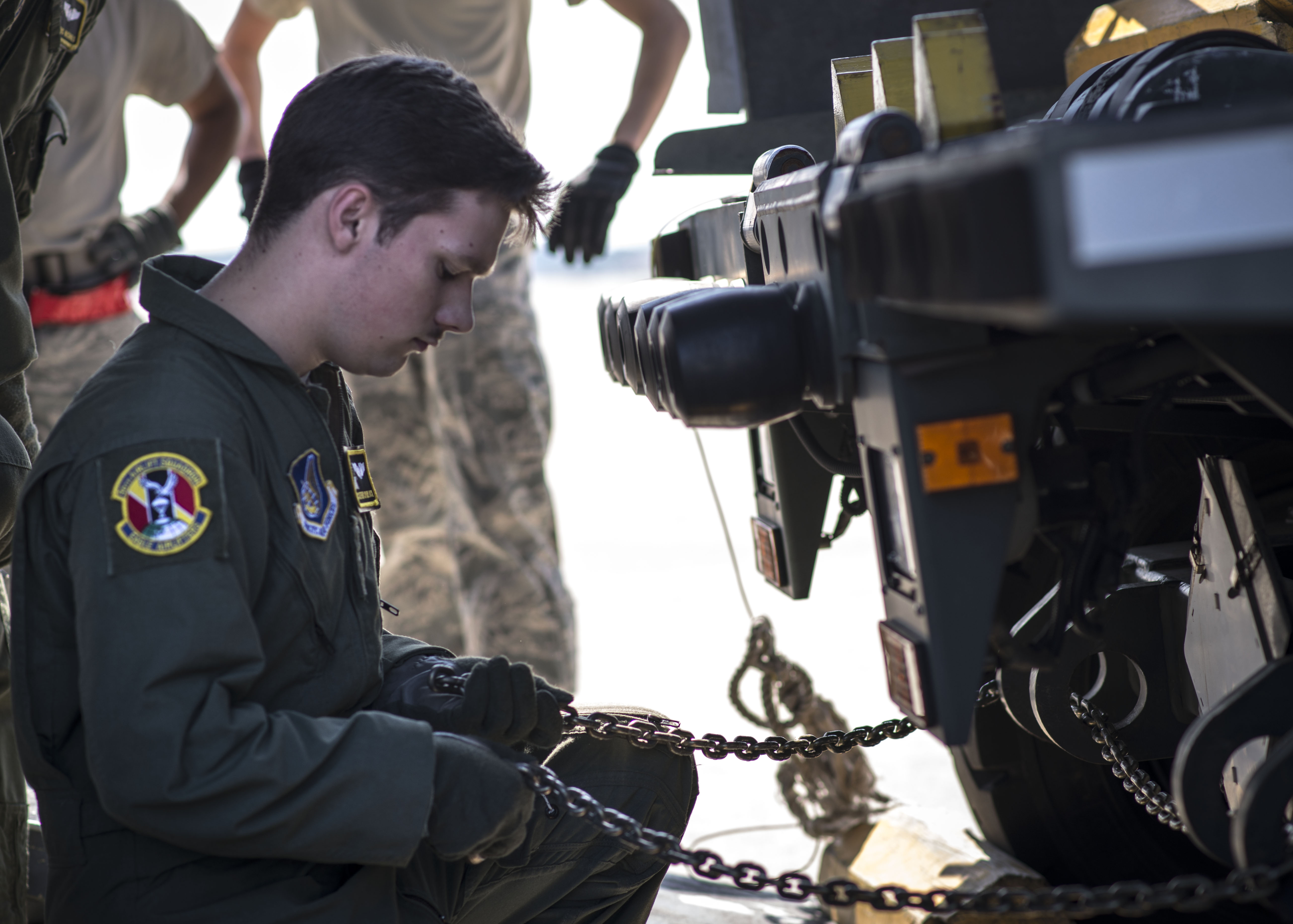 Eagle Airlifters, Riggers practice heavy equipment loading