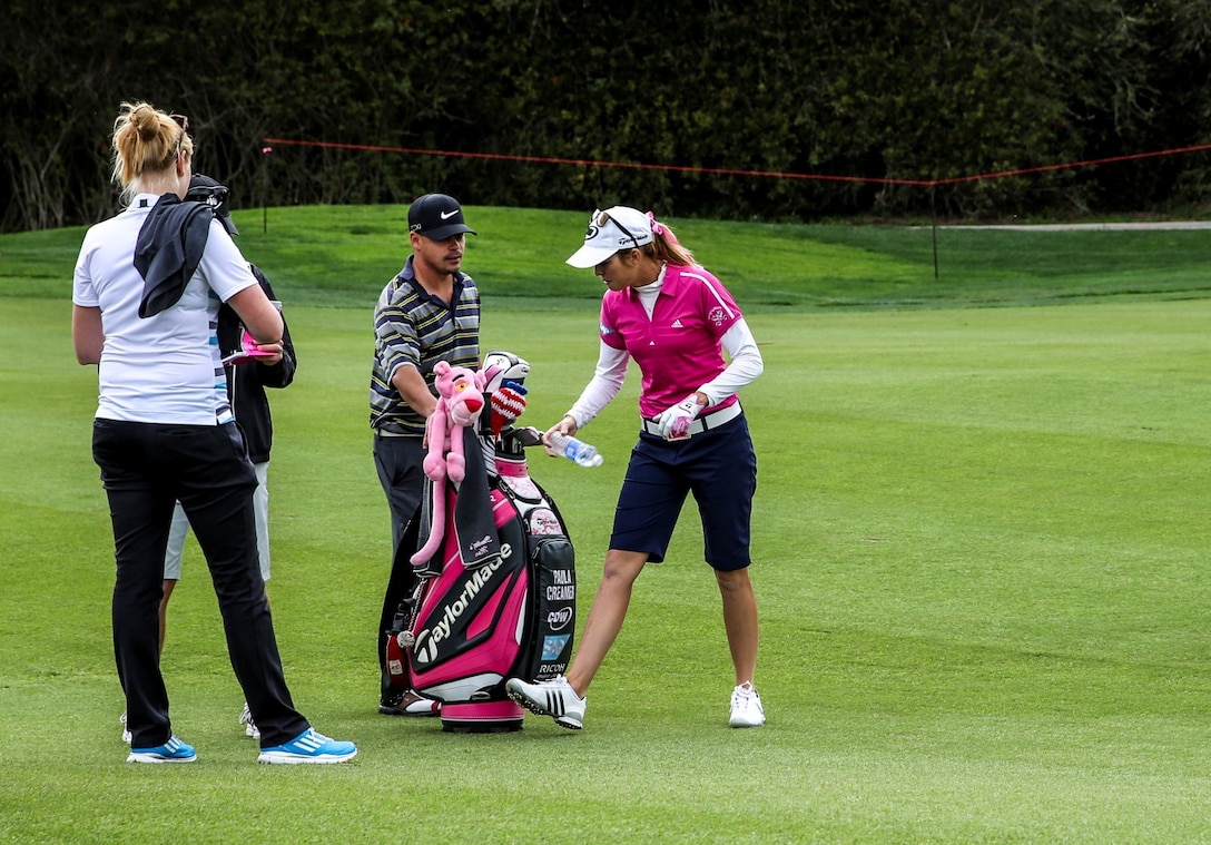 Marines spend time on the green with Paula Creamer