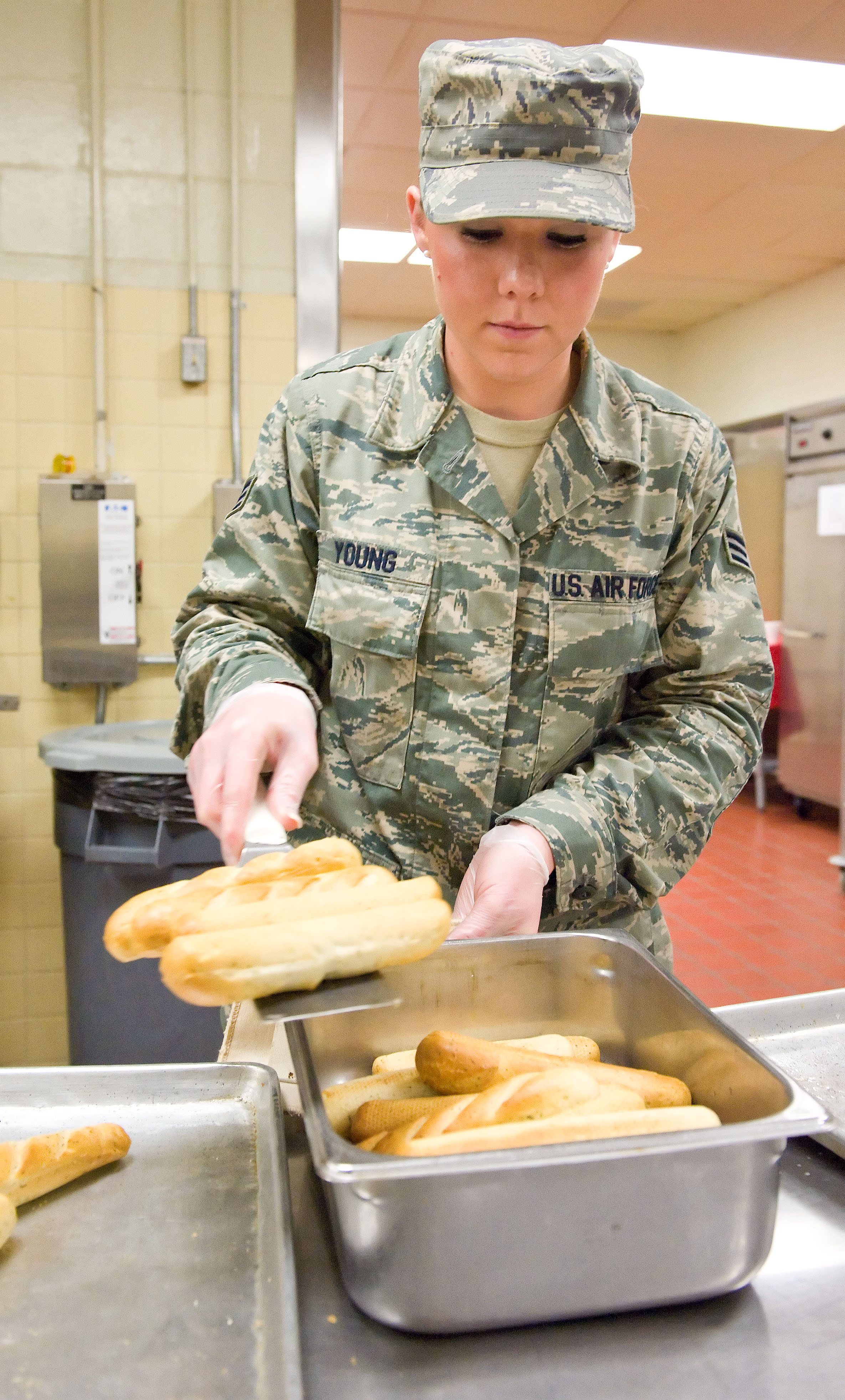 Snapshot: Lunch is served! > Dover Air Force Base > News