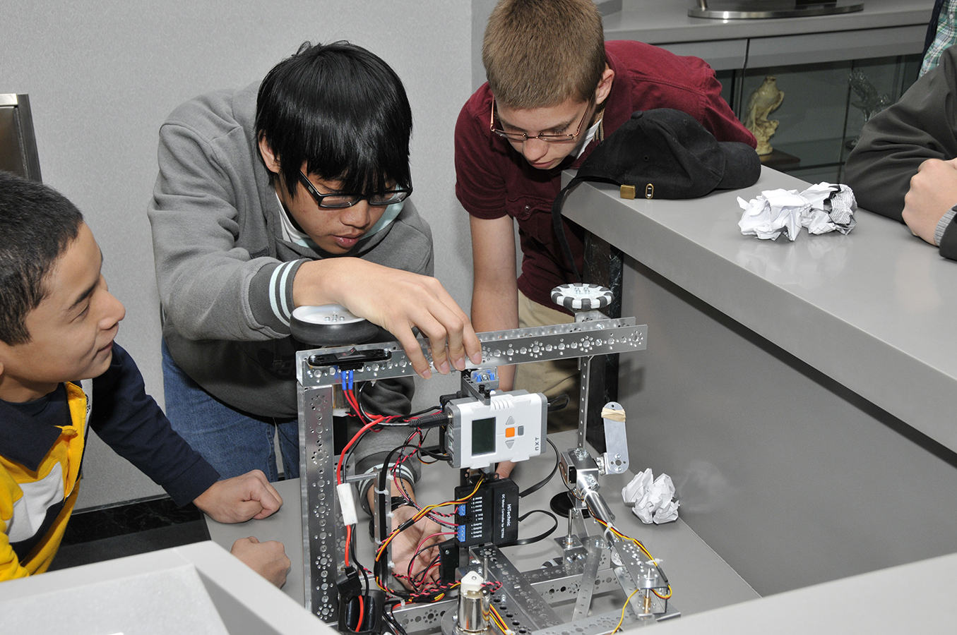 AEDC supported STEM teams visit the Complex > Arnold Air Force Base ...