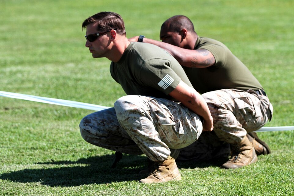 Divisions Schools familiarizes Marines with urban combat techniques ...