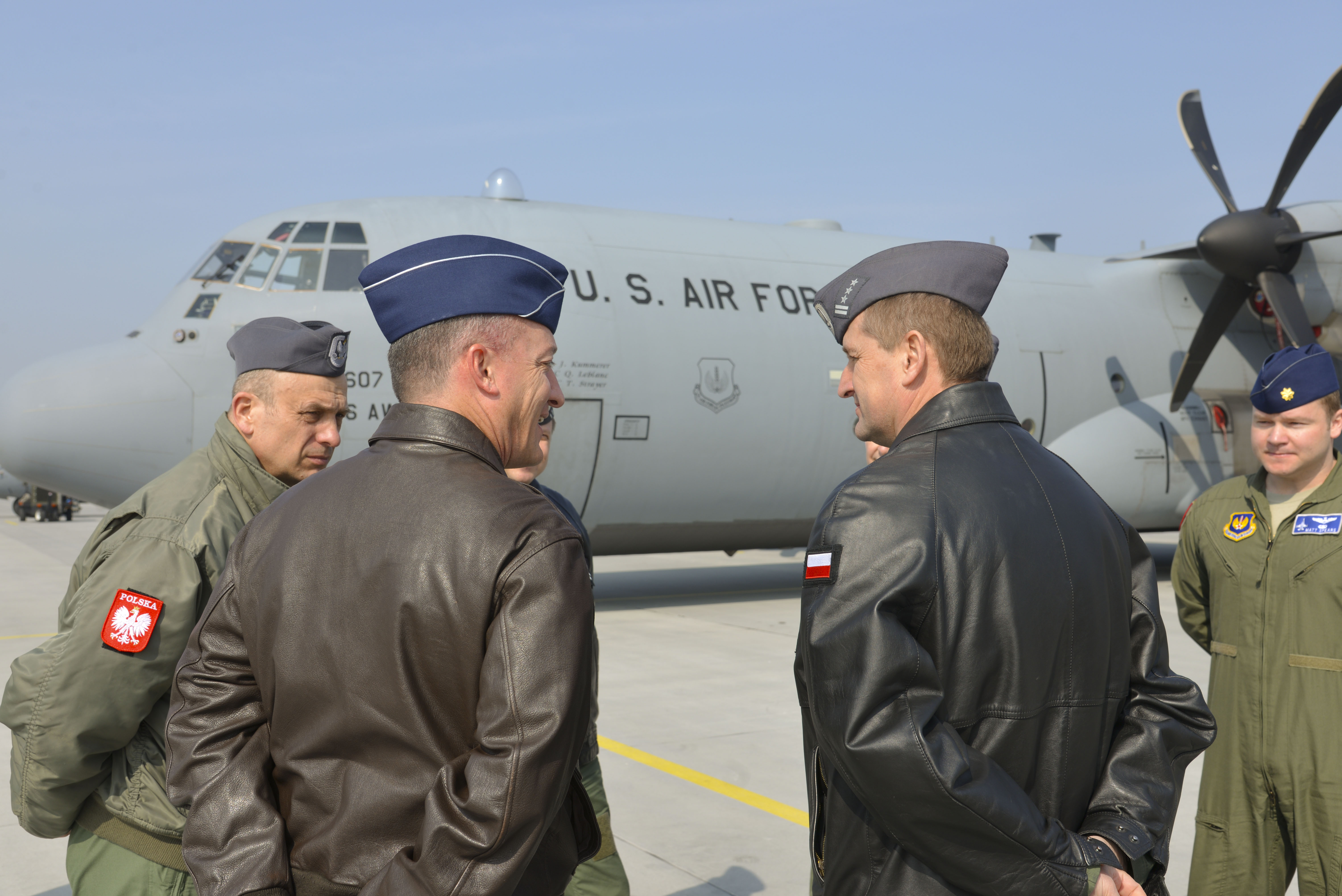 US-Polish sister wings unite during training > Ramstein Air Base ...