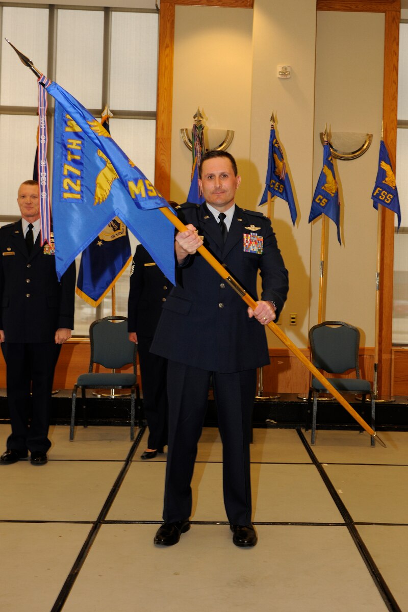 Teff Assumes Command of 127th MSG > 127th Wing > Article Display