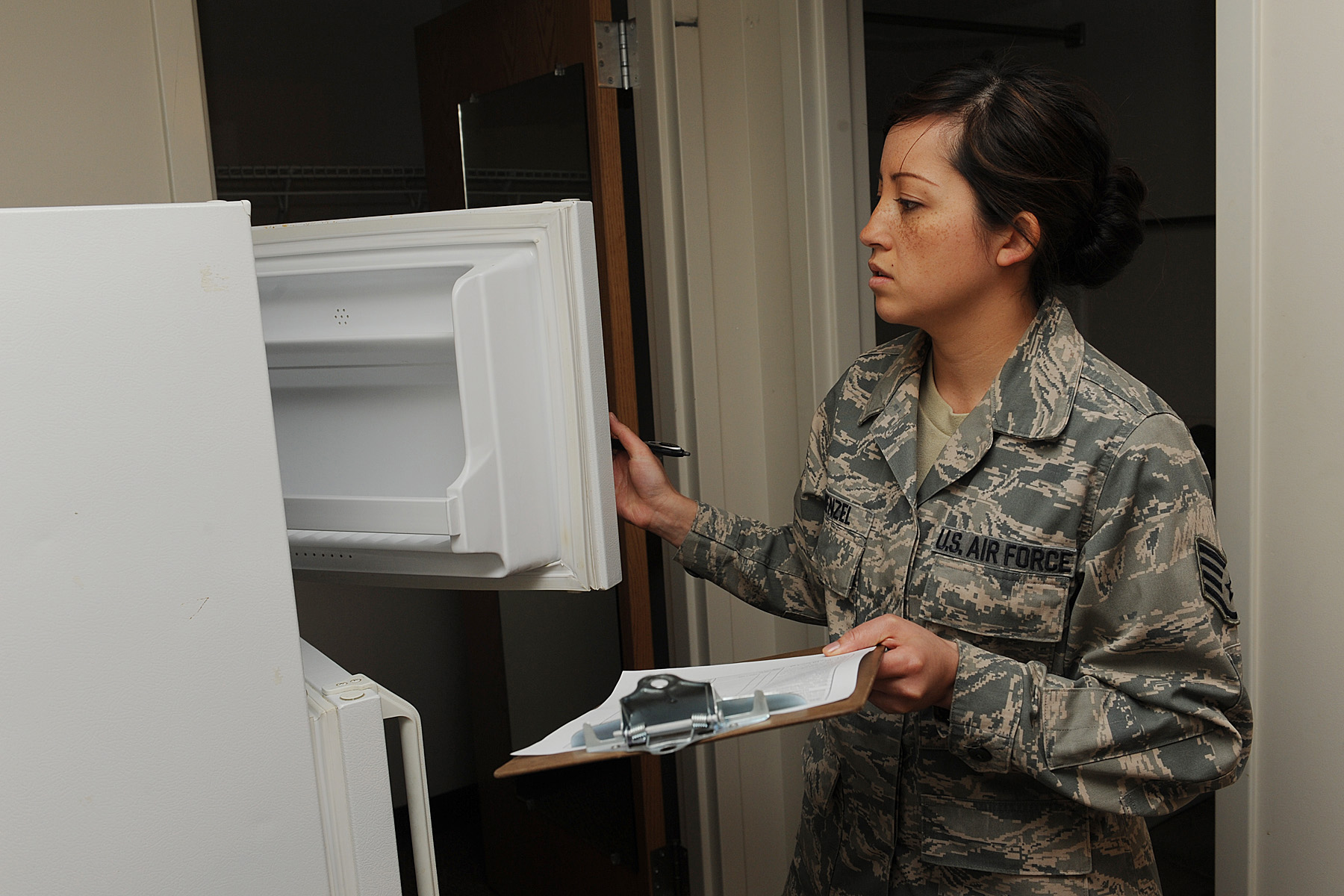 Dorm leaders manage facilities, help Airmen through tough times