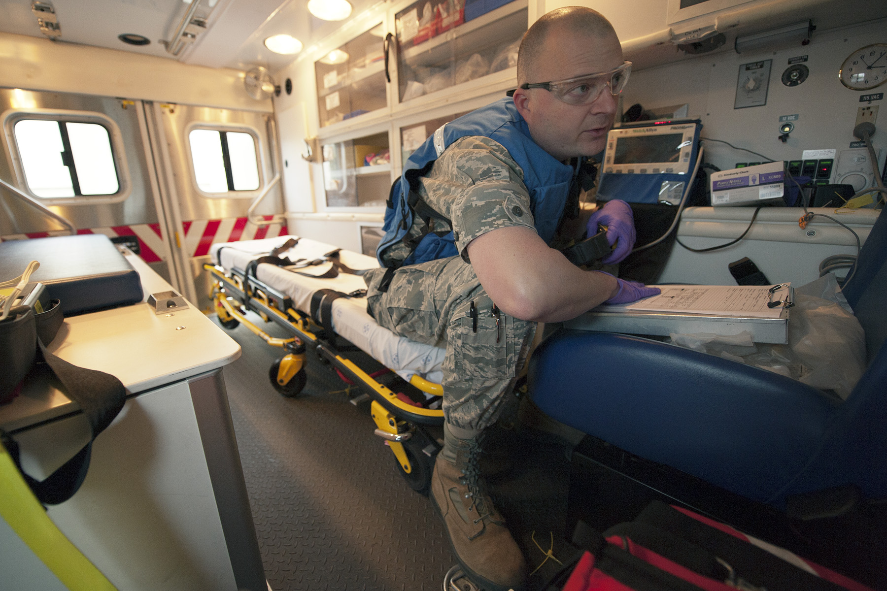 Lajes Airmen medevac U.S. Navy Sailor > U.S. Air Forces in Europe - Air ...