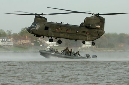 Chinook/Navy training