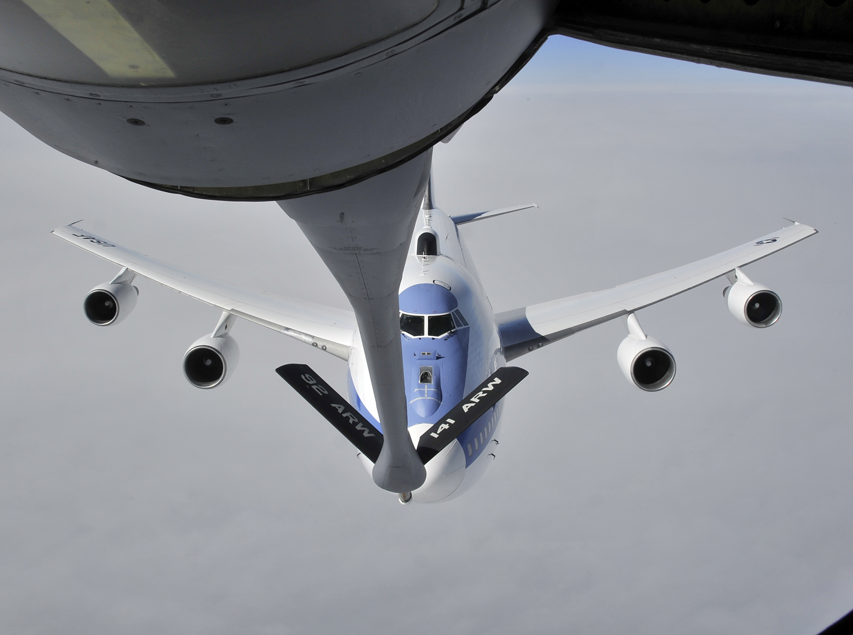 Topping off the SECDEF > Fairchild Air Force Base > Article Display