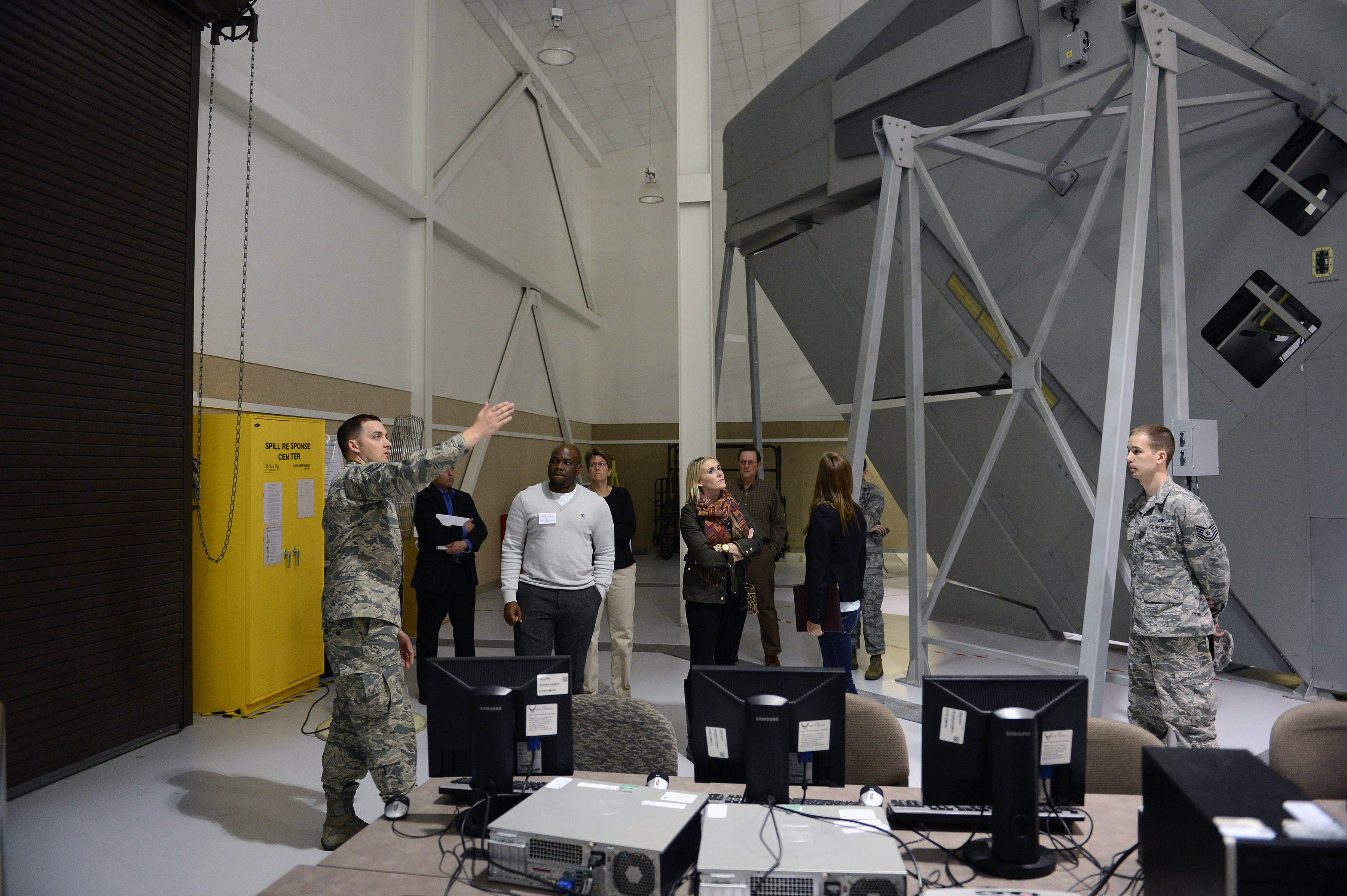 C-17 maintenance training simulator
