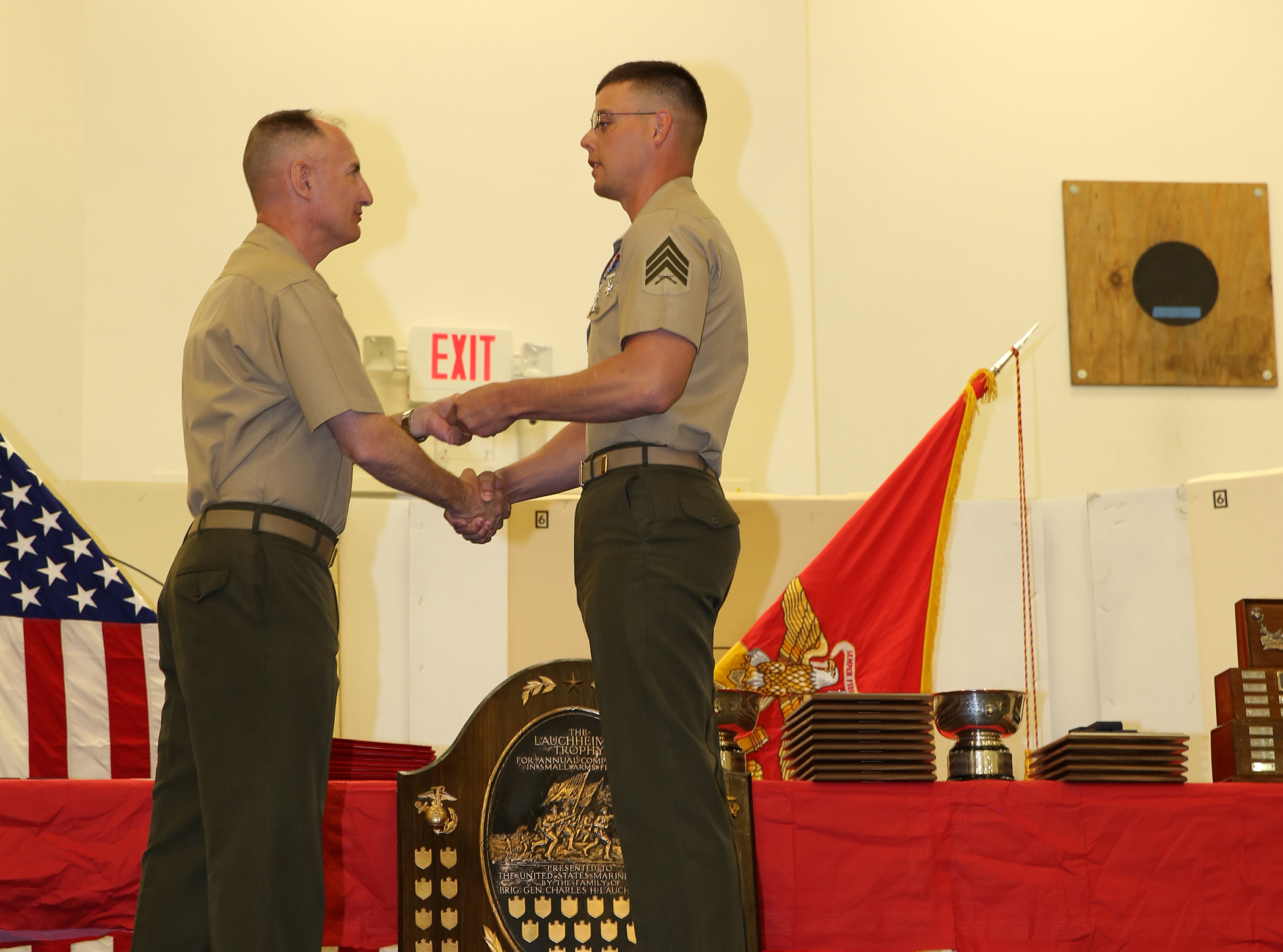 Aim center, hit center: Corps' top shooters compete in 2014 Marine ...