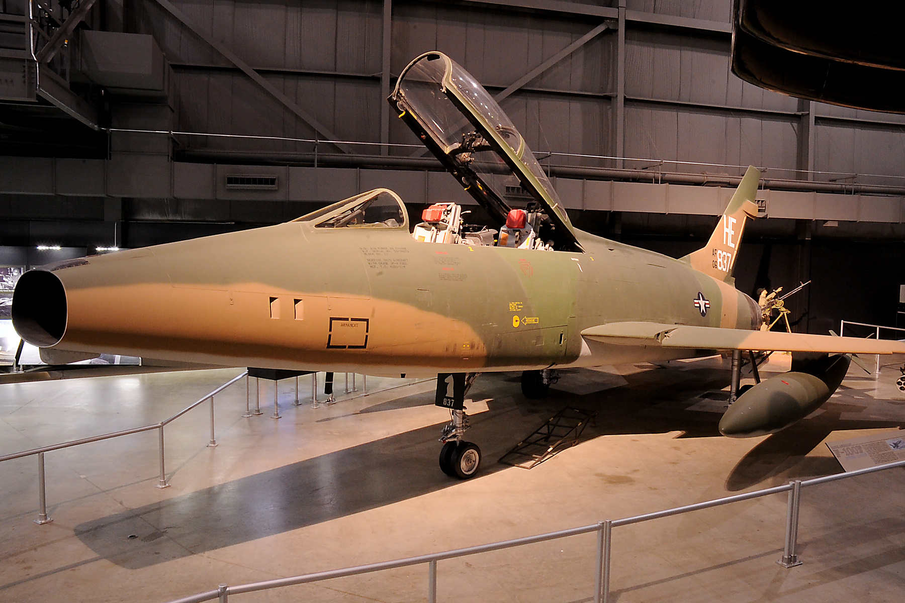 NORTH AMERICAN F-100F SUPER SABRE
