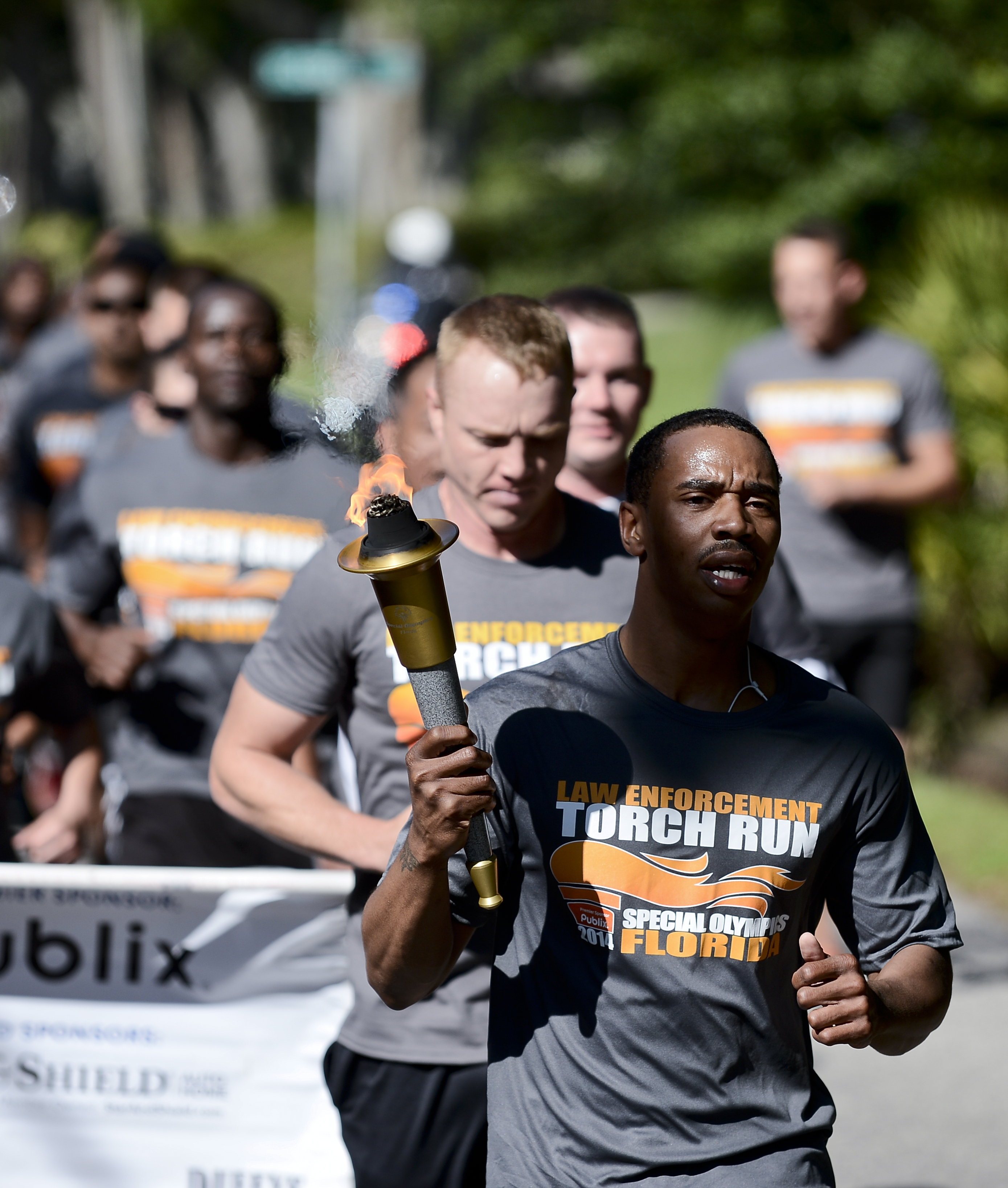 6th SFS runs the "Flame of Hope" torch > MacDill Air Force Base ...