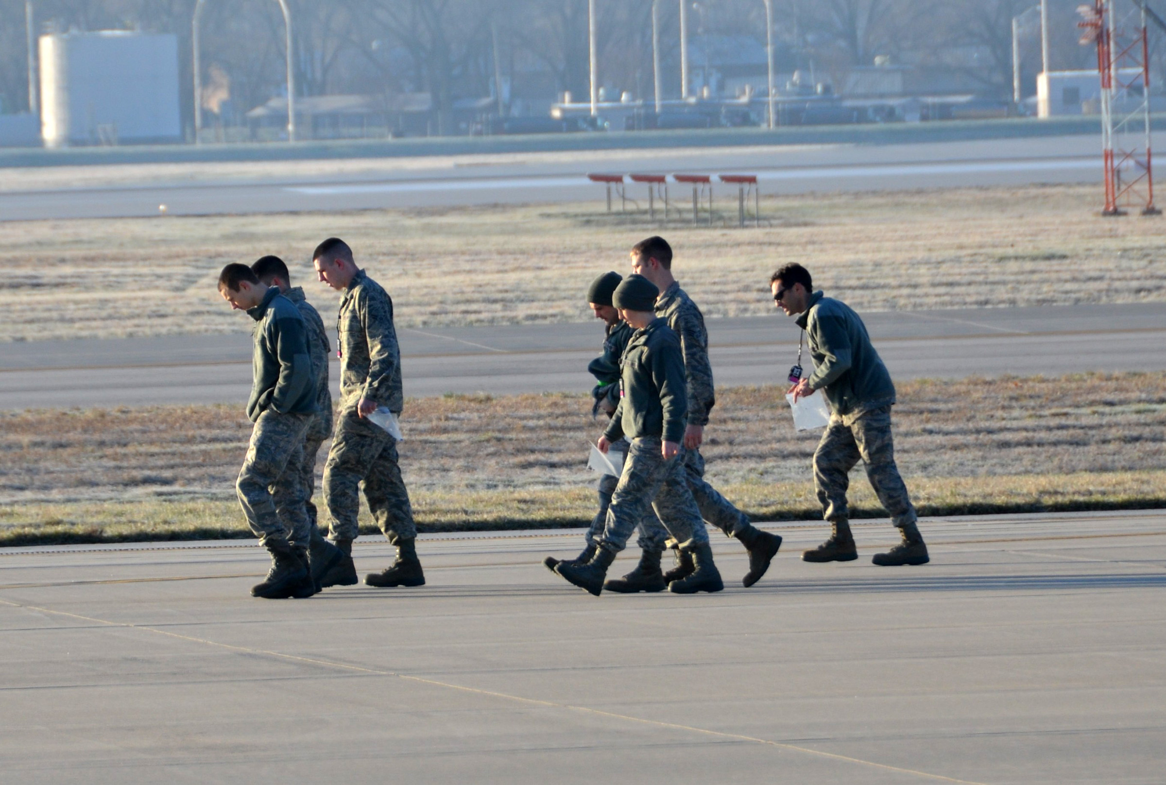 445 AW Airmen complete FOD walk during UTA > 445th Airlift Wing ...