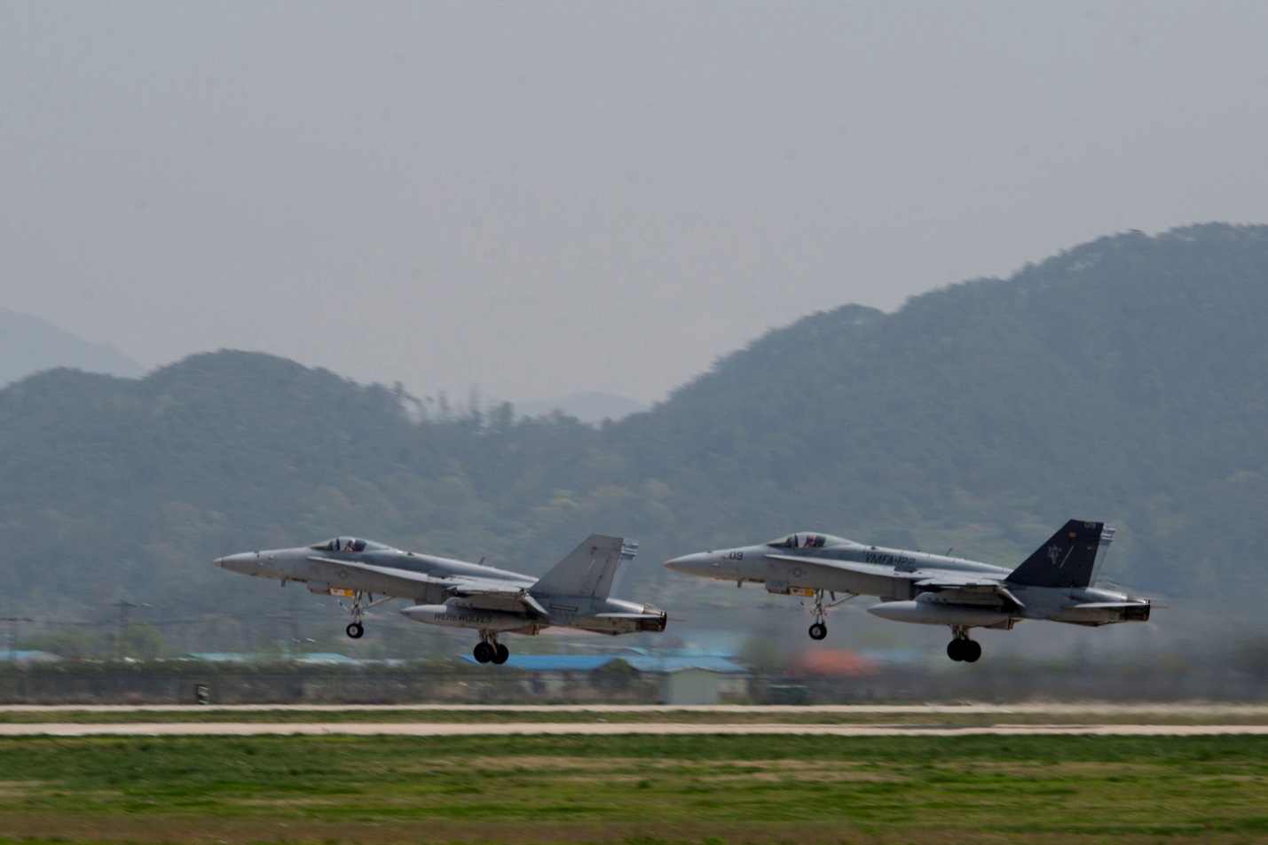 MAG-12 CO, Werewolves tear through the sky > United States Marine Corps ...