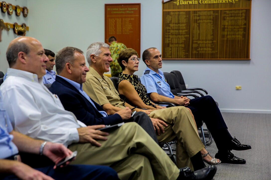 Adm. Samuel Locklear visits MRF-D Marines and Sailors