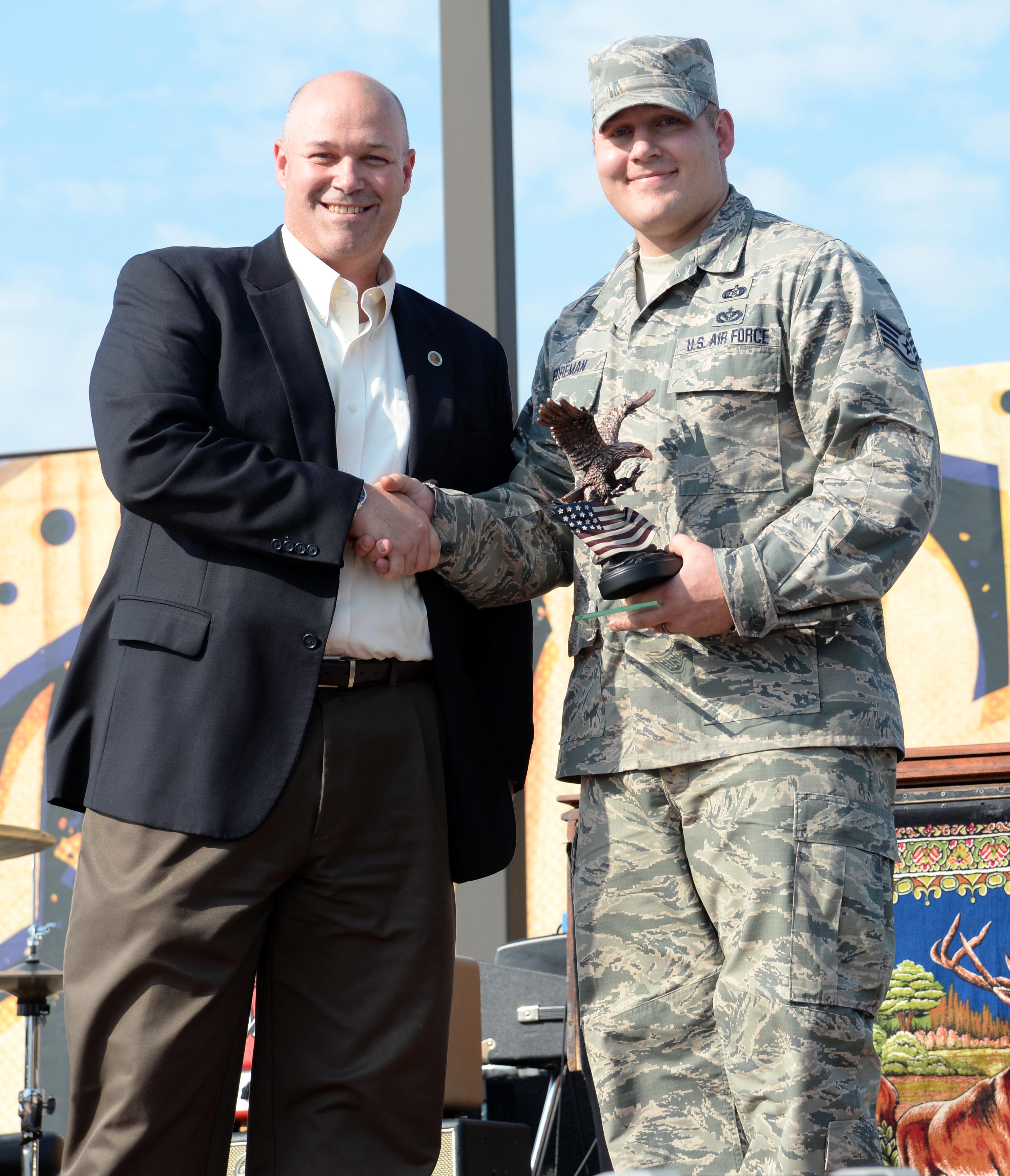Civil Engineer wins Armed Forces Salute award > Whiteman Air Force Base ...